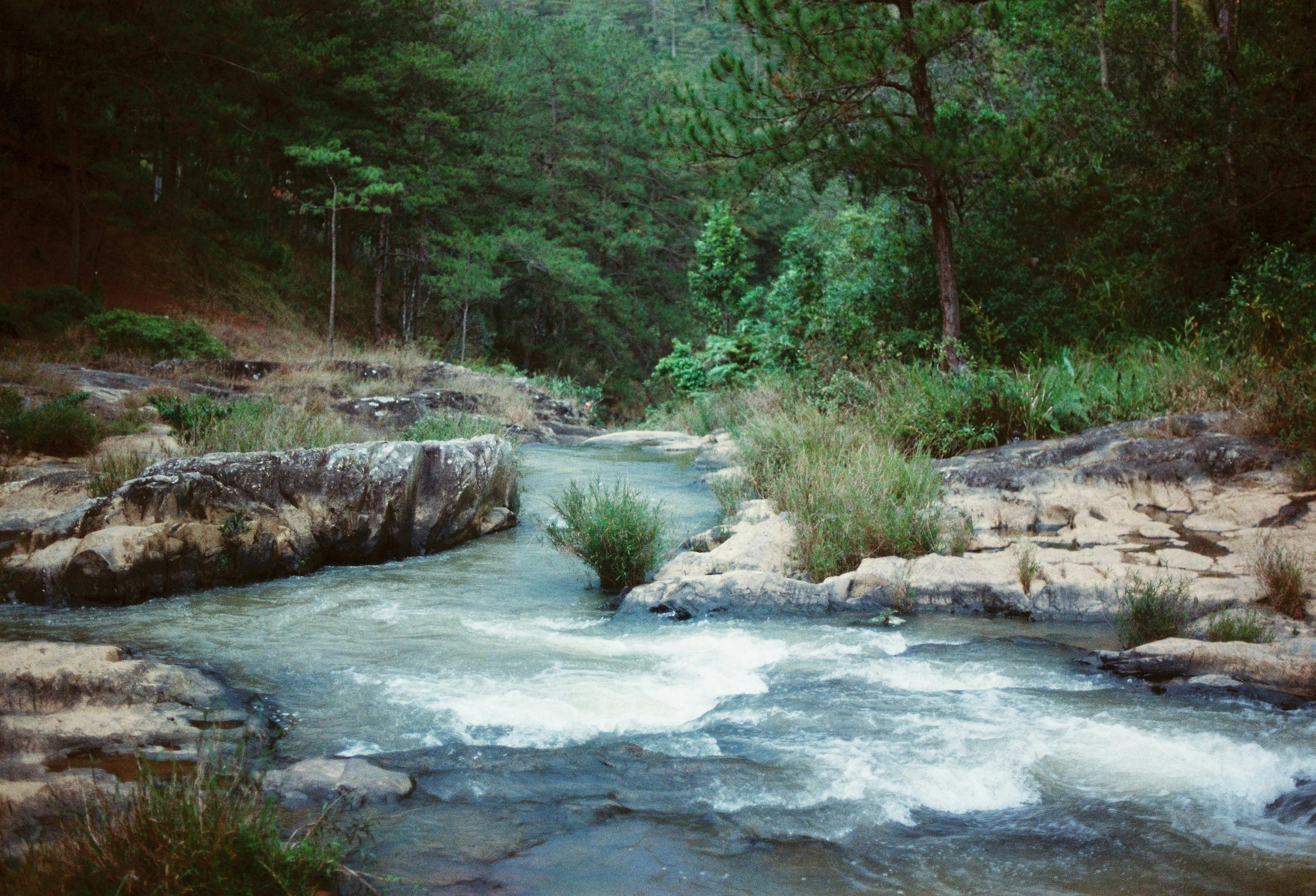 Flowing River Photos, Download The BEST Free Flowing River Stock Photos ...