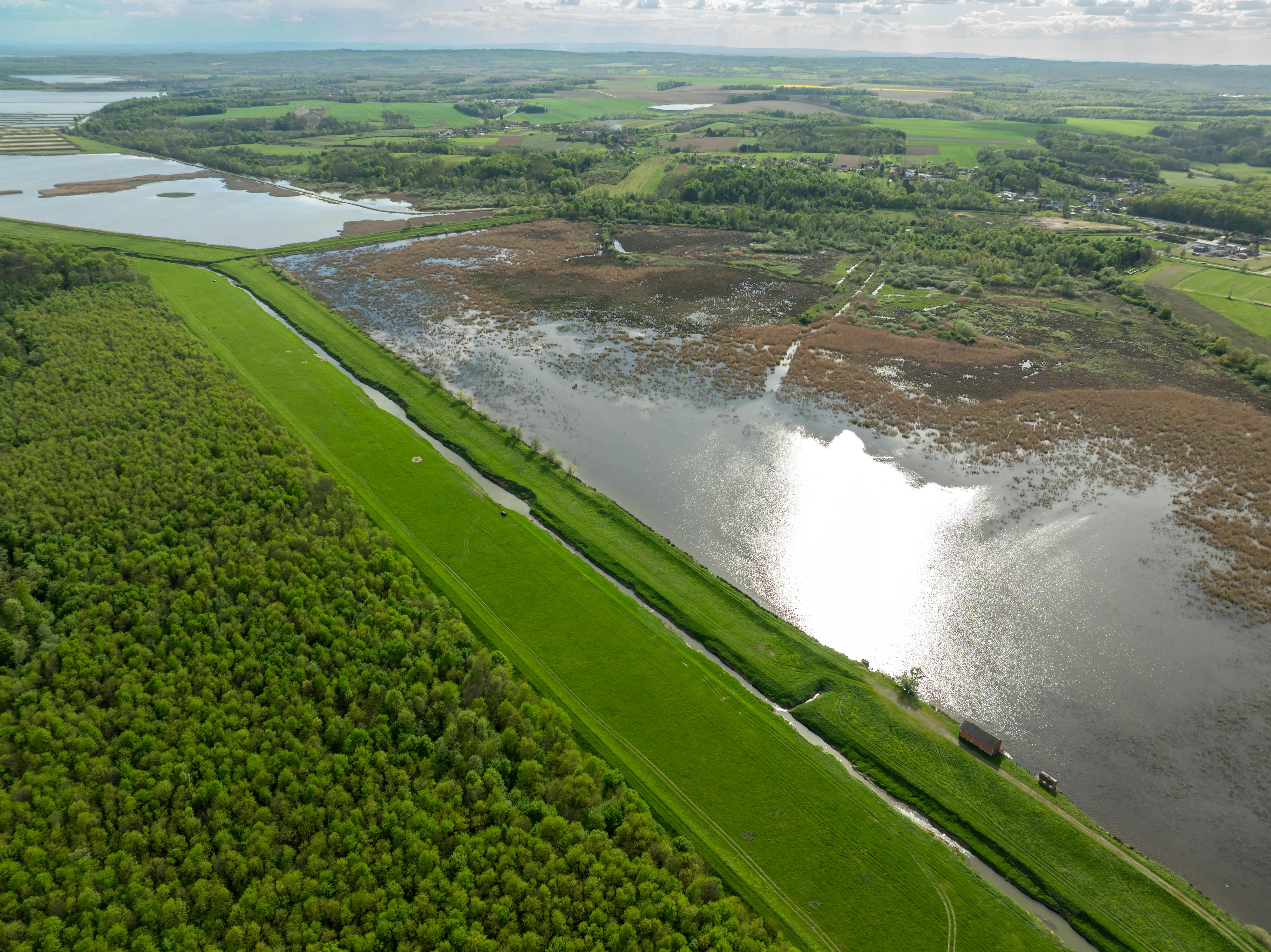 Reka Lake Photos, Download The BEST Free Reka Lake Stock Photos & HD Images