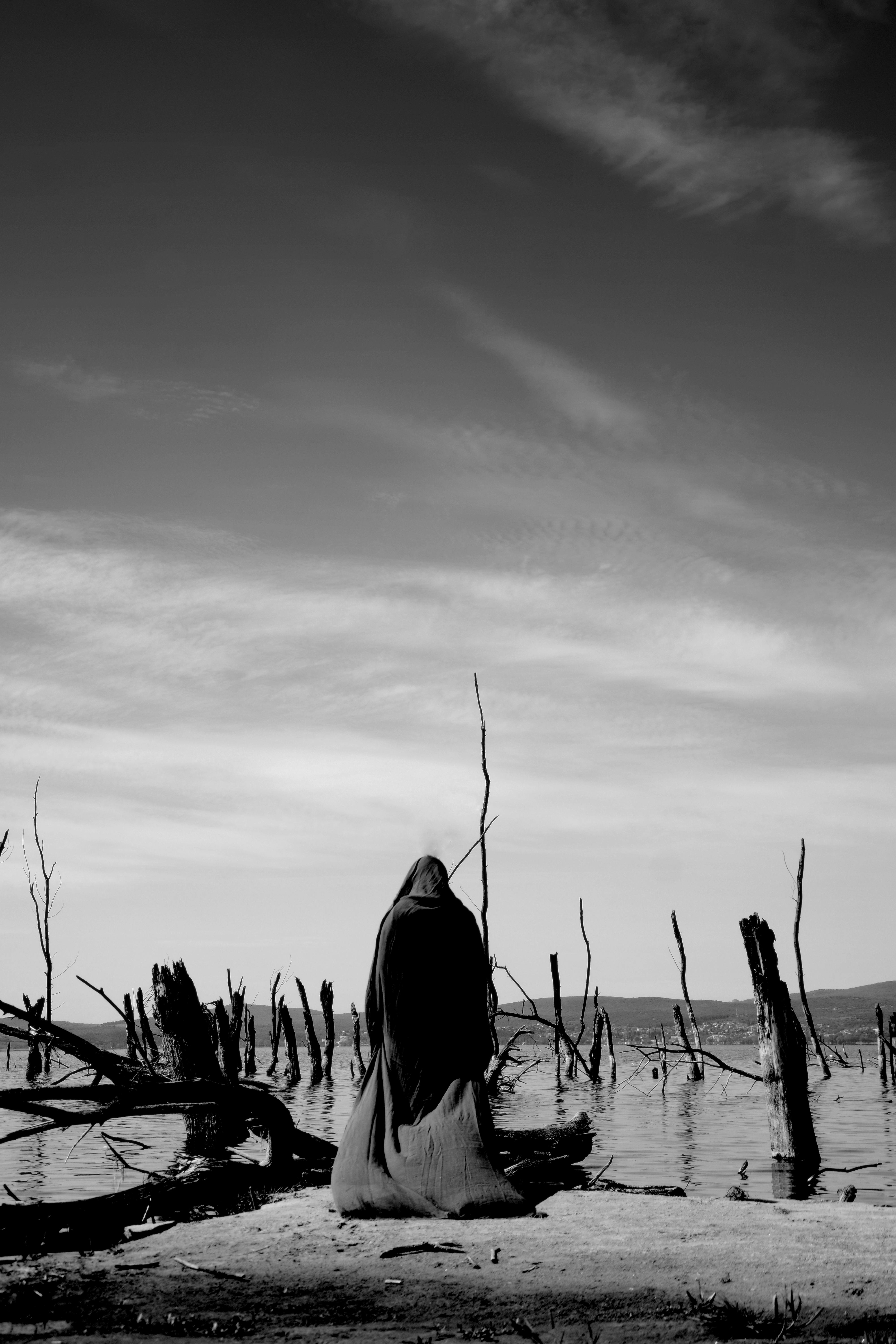 Alone Dramatic Photos, Download The BEST Free Alone Dramatic Stock ...