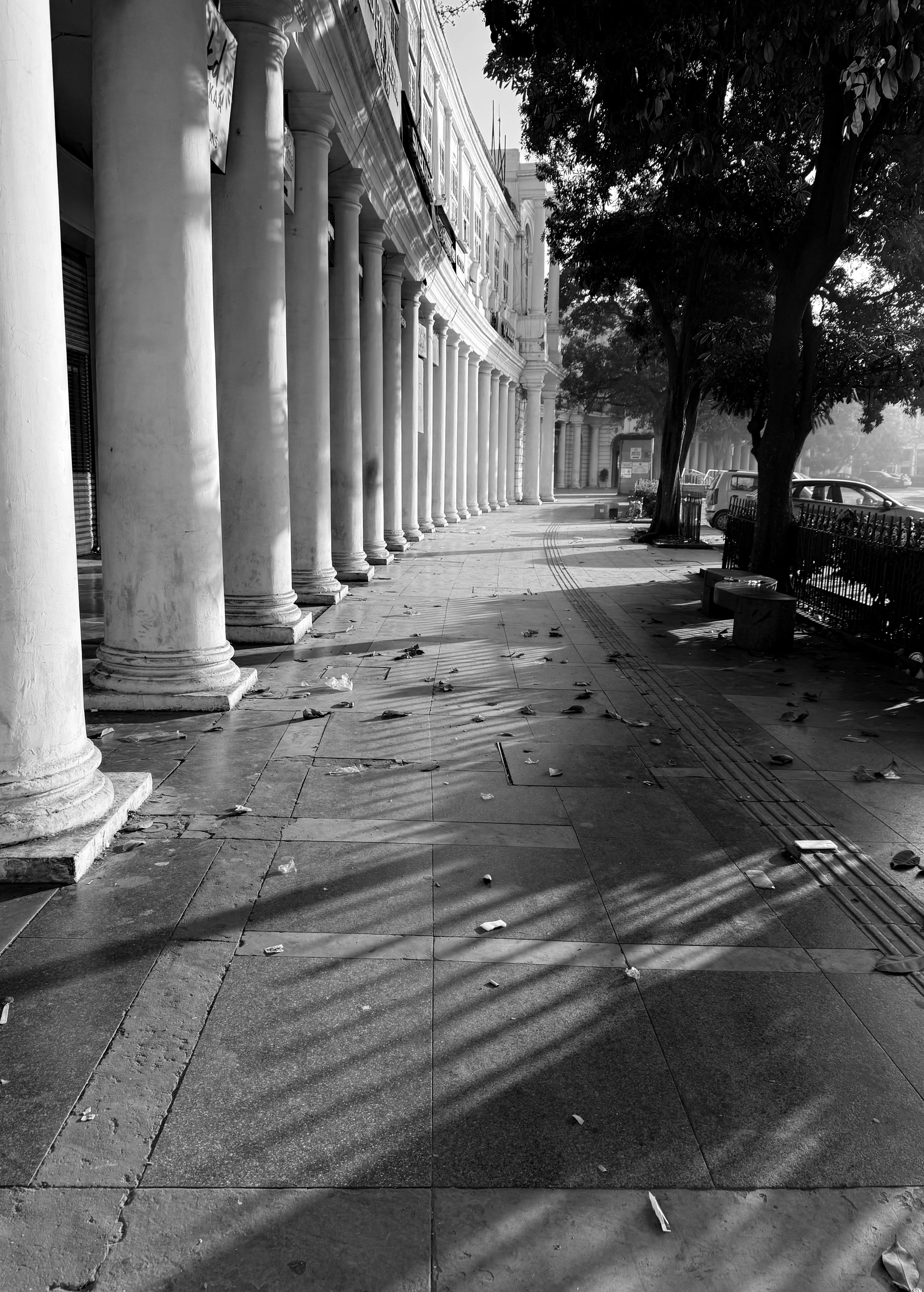 Morning Shadows in Connaught Place, New Delhi · Free Stock Photo