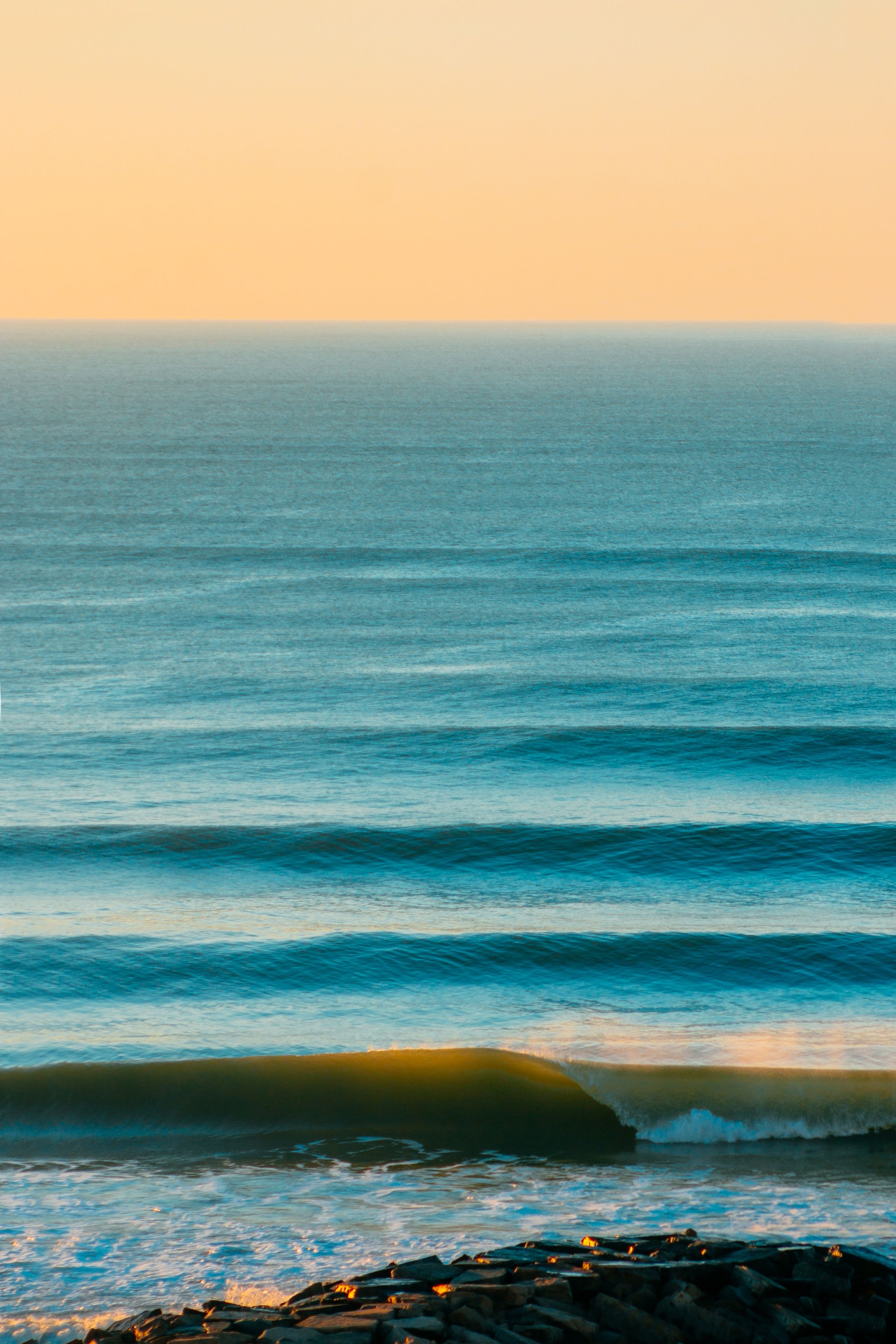 Scenic Ocean Waves at Sunset in Miramar · Free Stock Photo