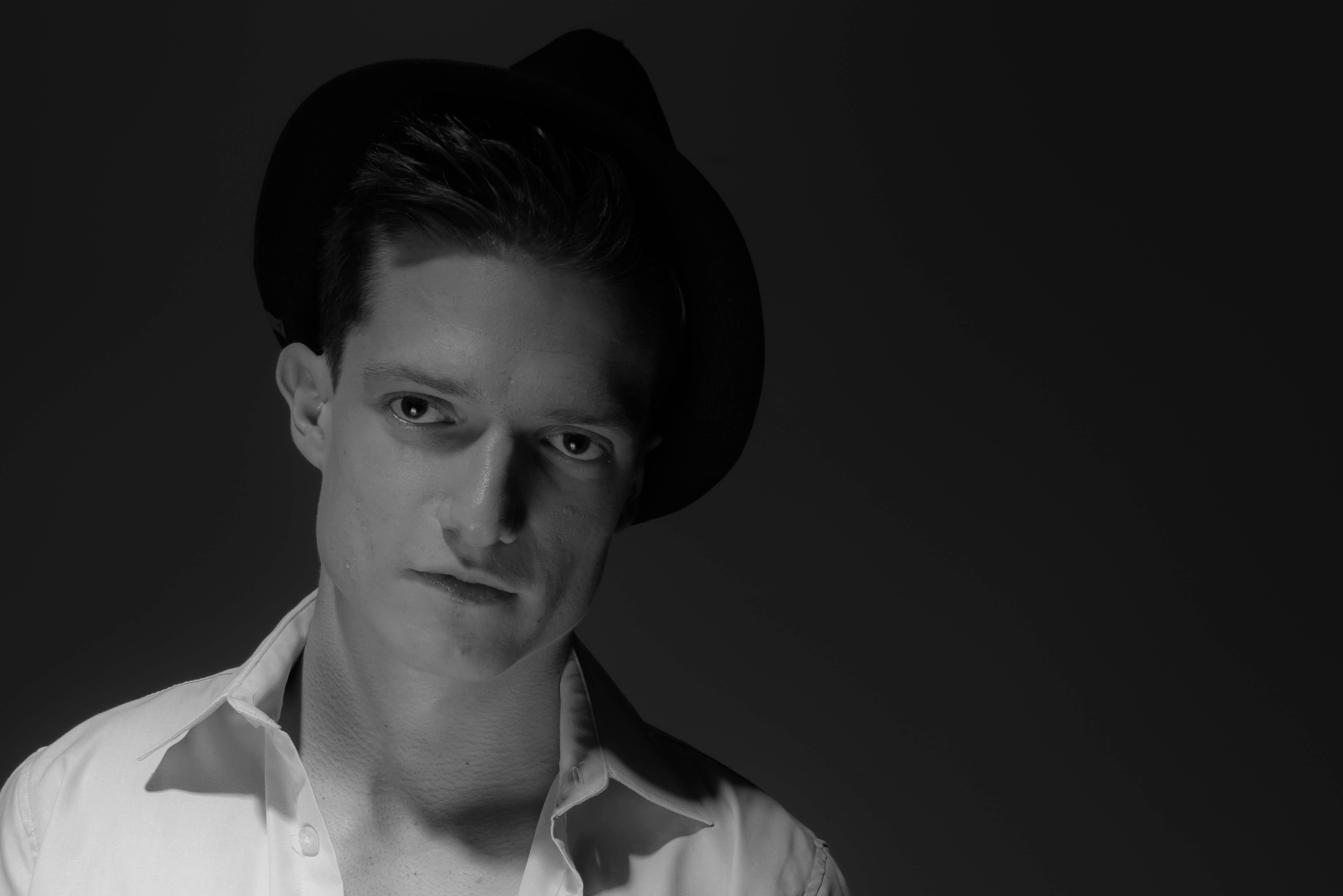 Bolding Man Photos, Download The BEST Free Bolding Man Stock Photos ...