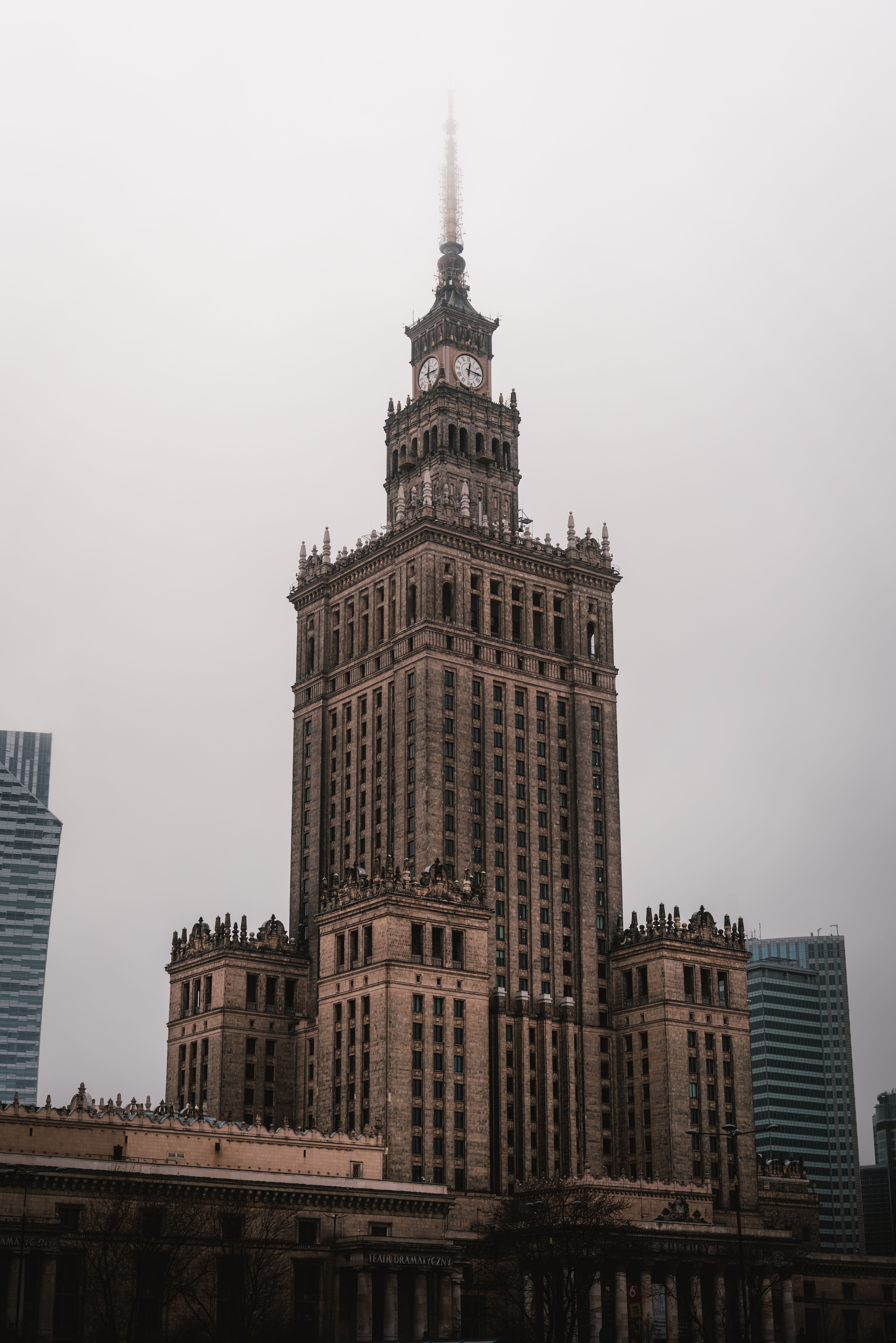 Majestic City Clock Tower on an Overcast Day · Free Stock Photo