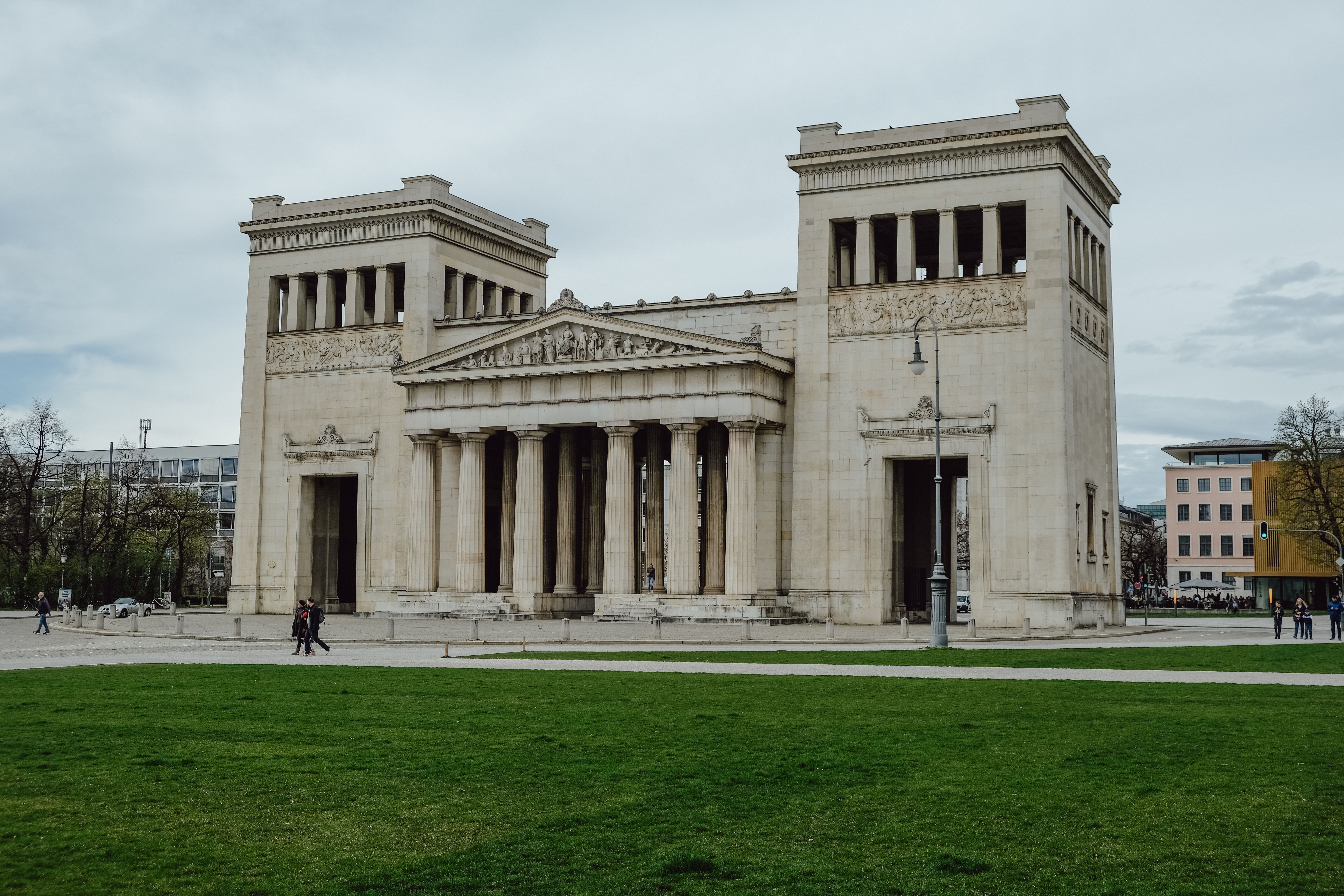 Propylaea Gate in Munich's Königsplatz · Free Stock Photo