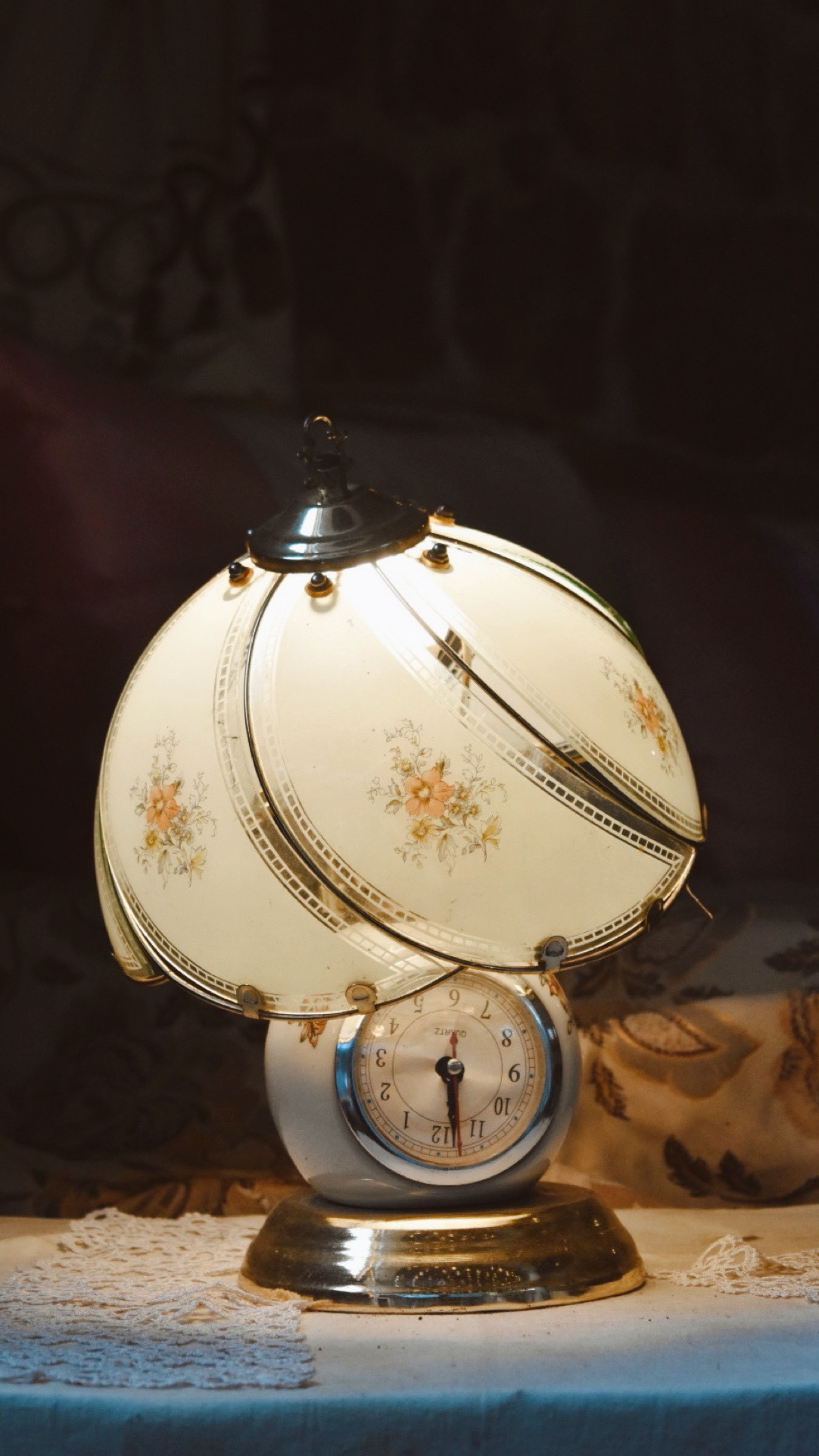 Vintage Table Lamp with Clock in Cozy Setting · Free Stock Photo