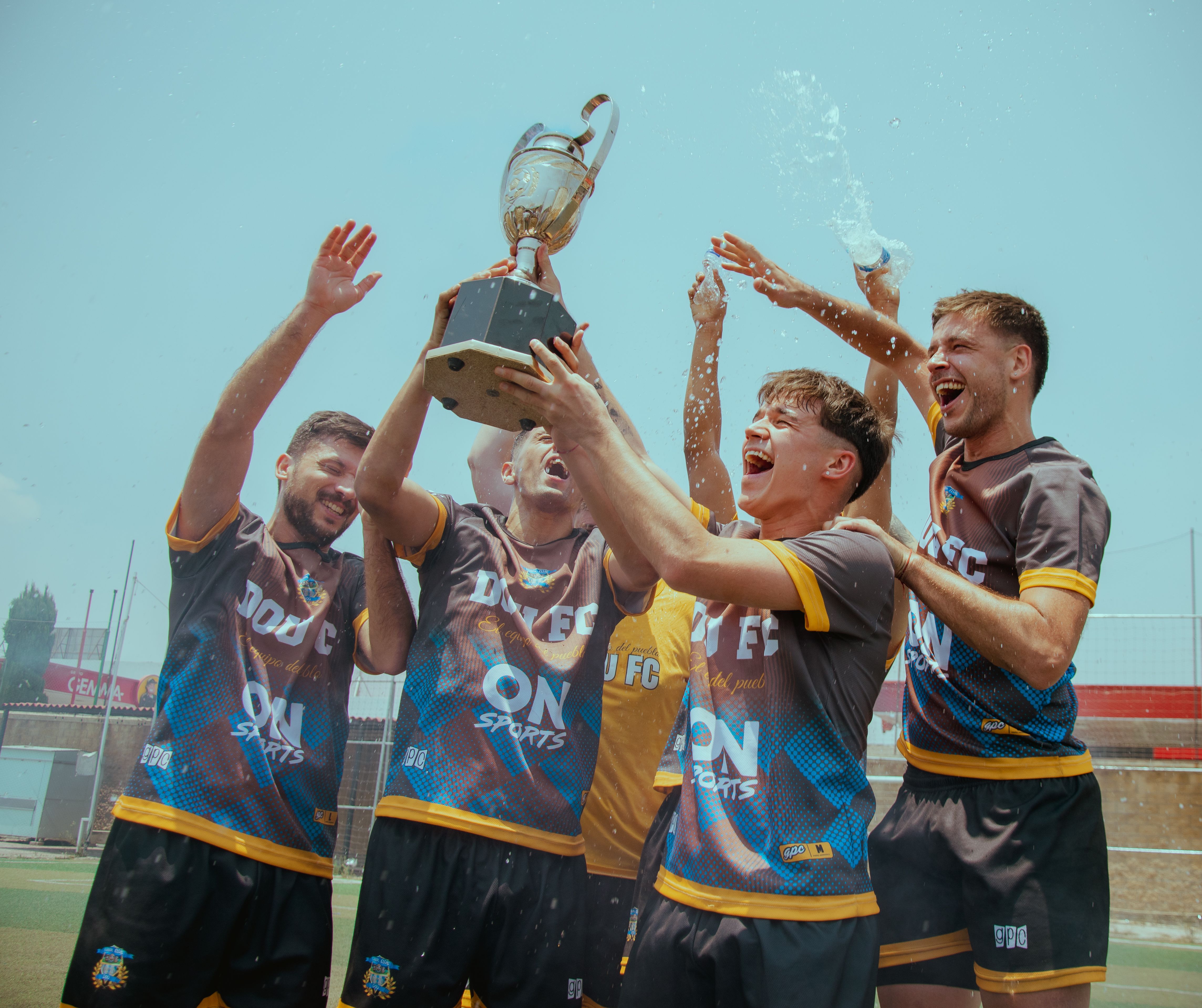 Winning Team Photos, Download The BEST Free Winning Team Stock Photos ...