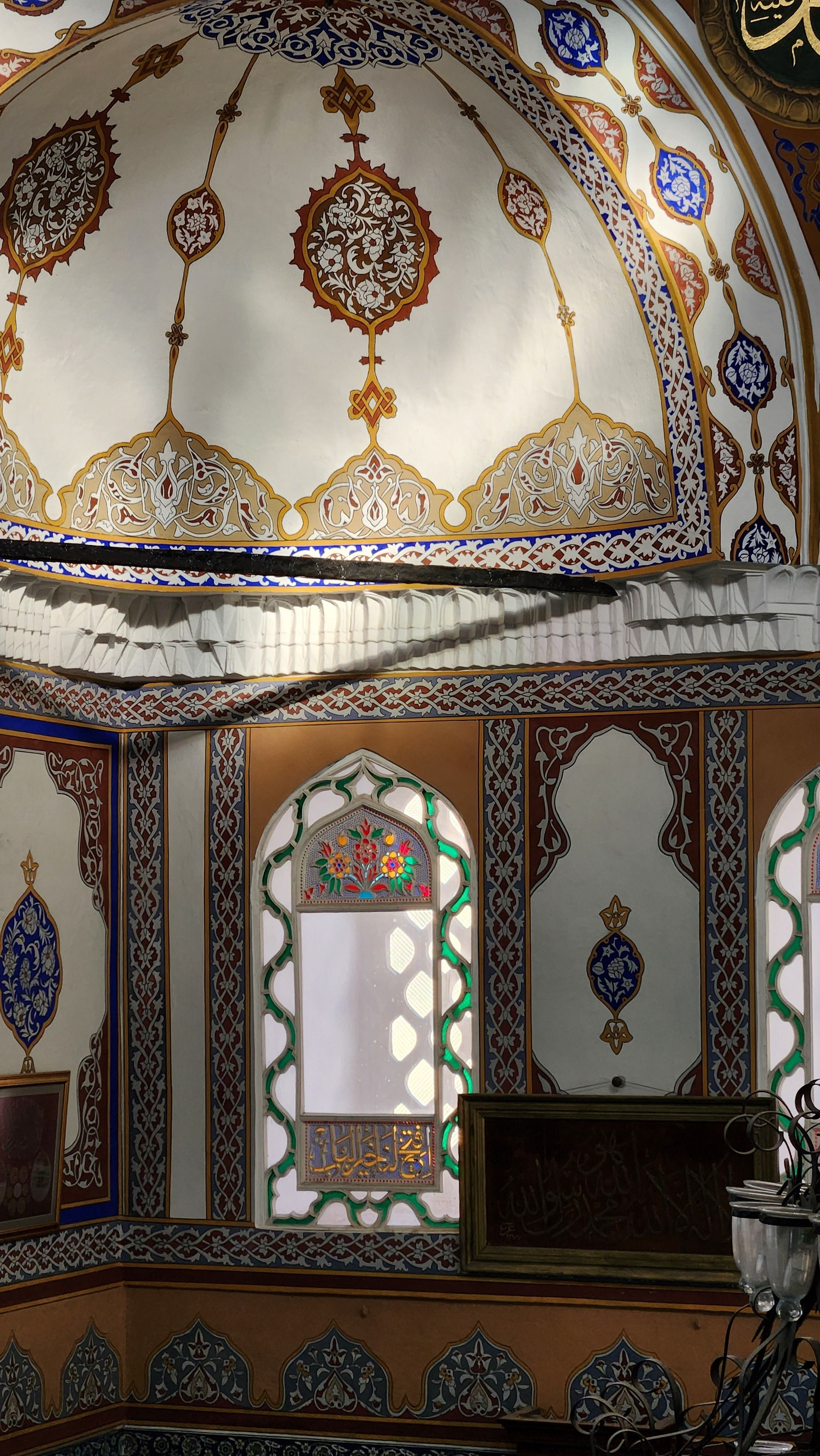 Ornate Ottoman Mosque Interior in Istanbul · Free Stock Photo
