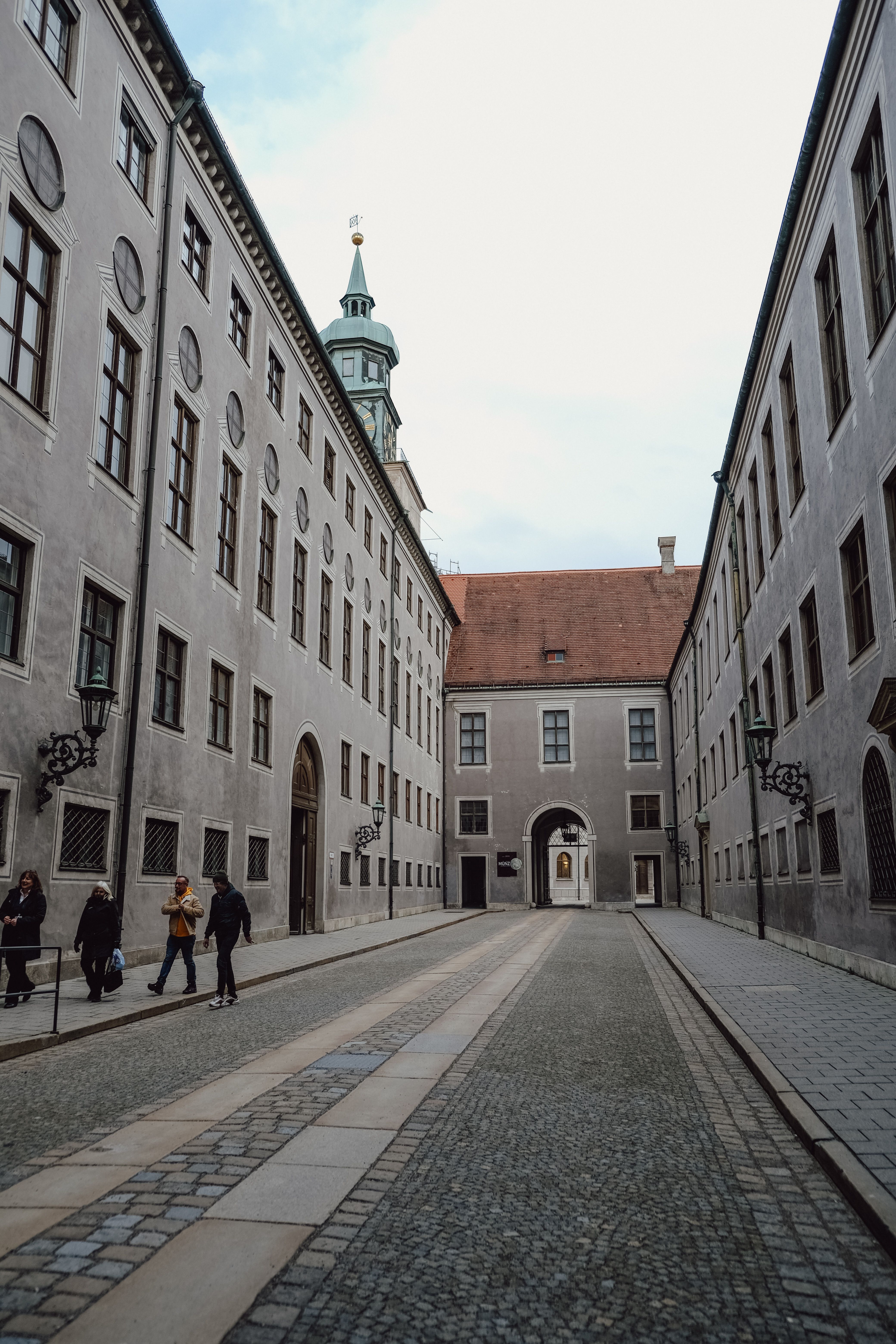 Historic European Street with Classic Architecture · Free Stock Photo