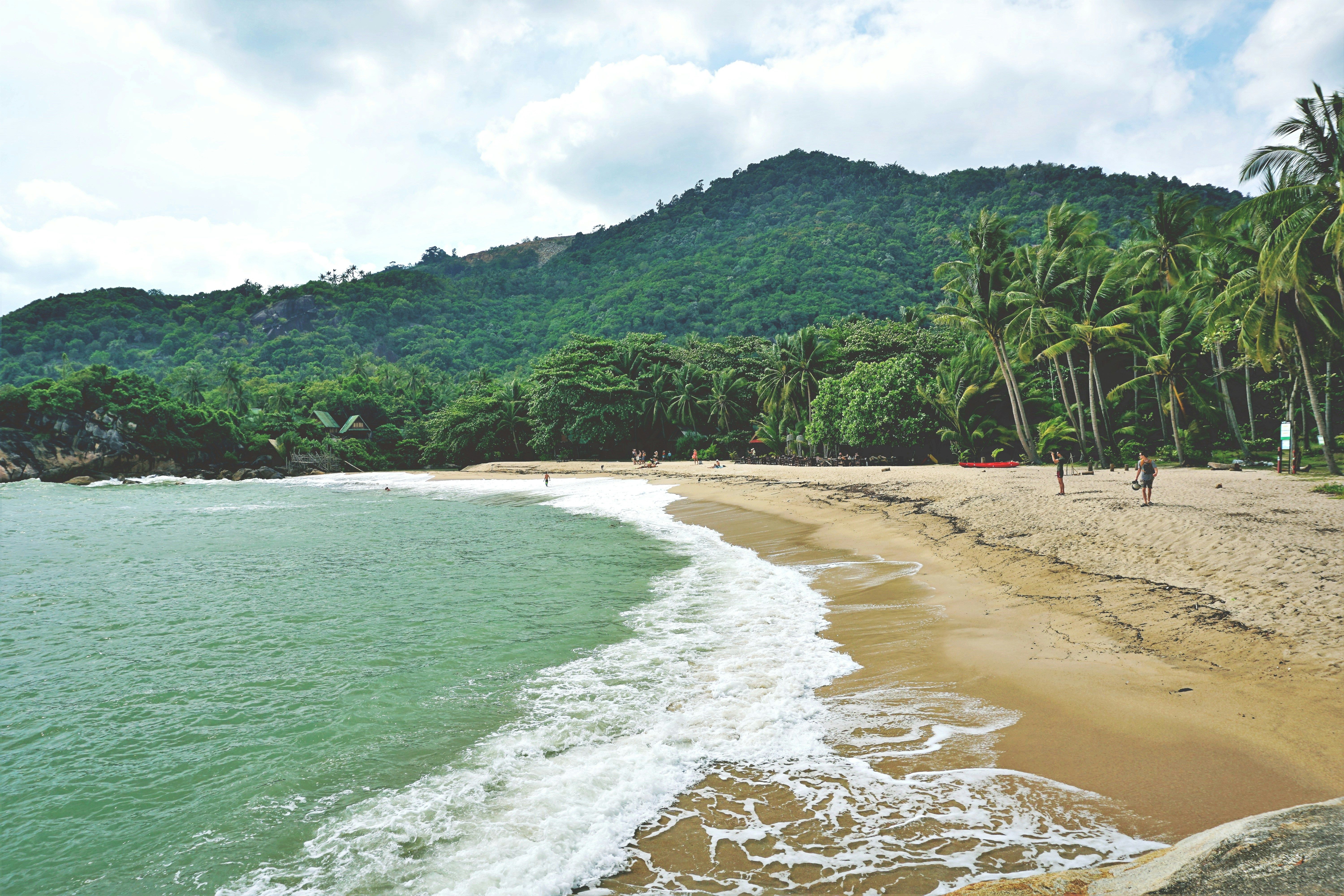 Serene Beachscape at Ban Tai, Thailand · Free Stock Photo