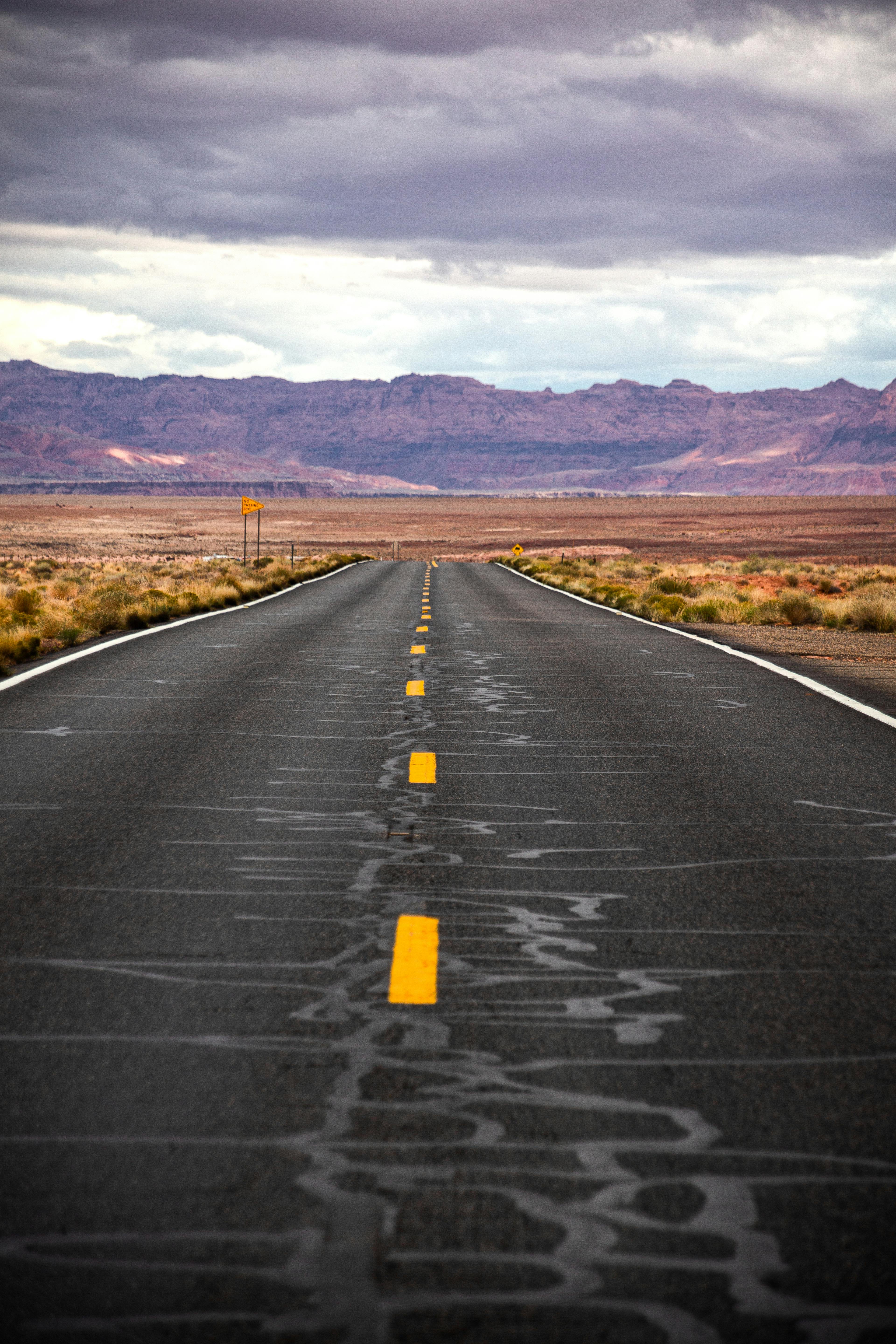 Scenic Desert Highway in Marble Canyon · Free Stock Photo