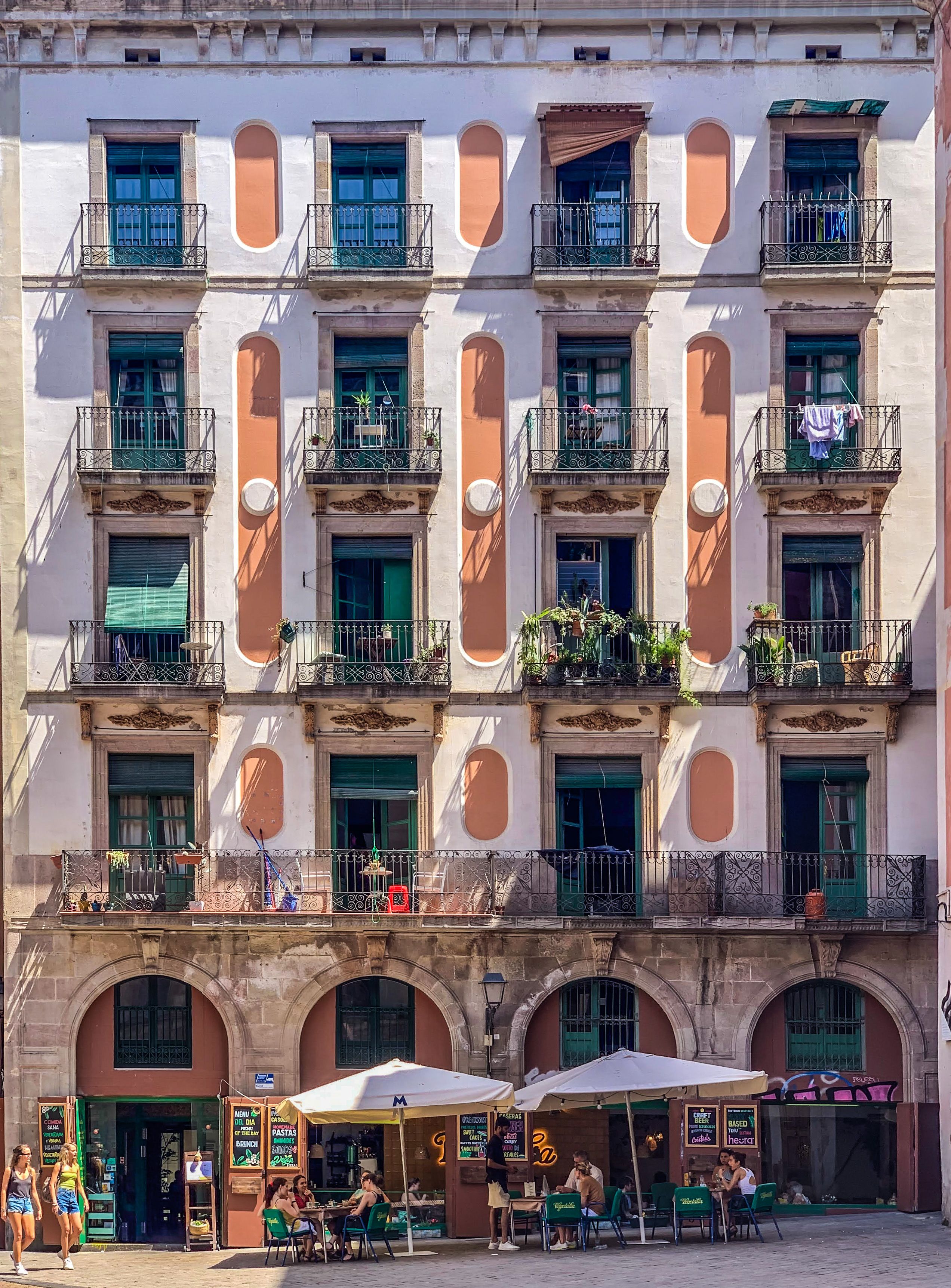 Street Scene Photos, Download The BEST Free Street Scene Stock Photos ...