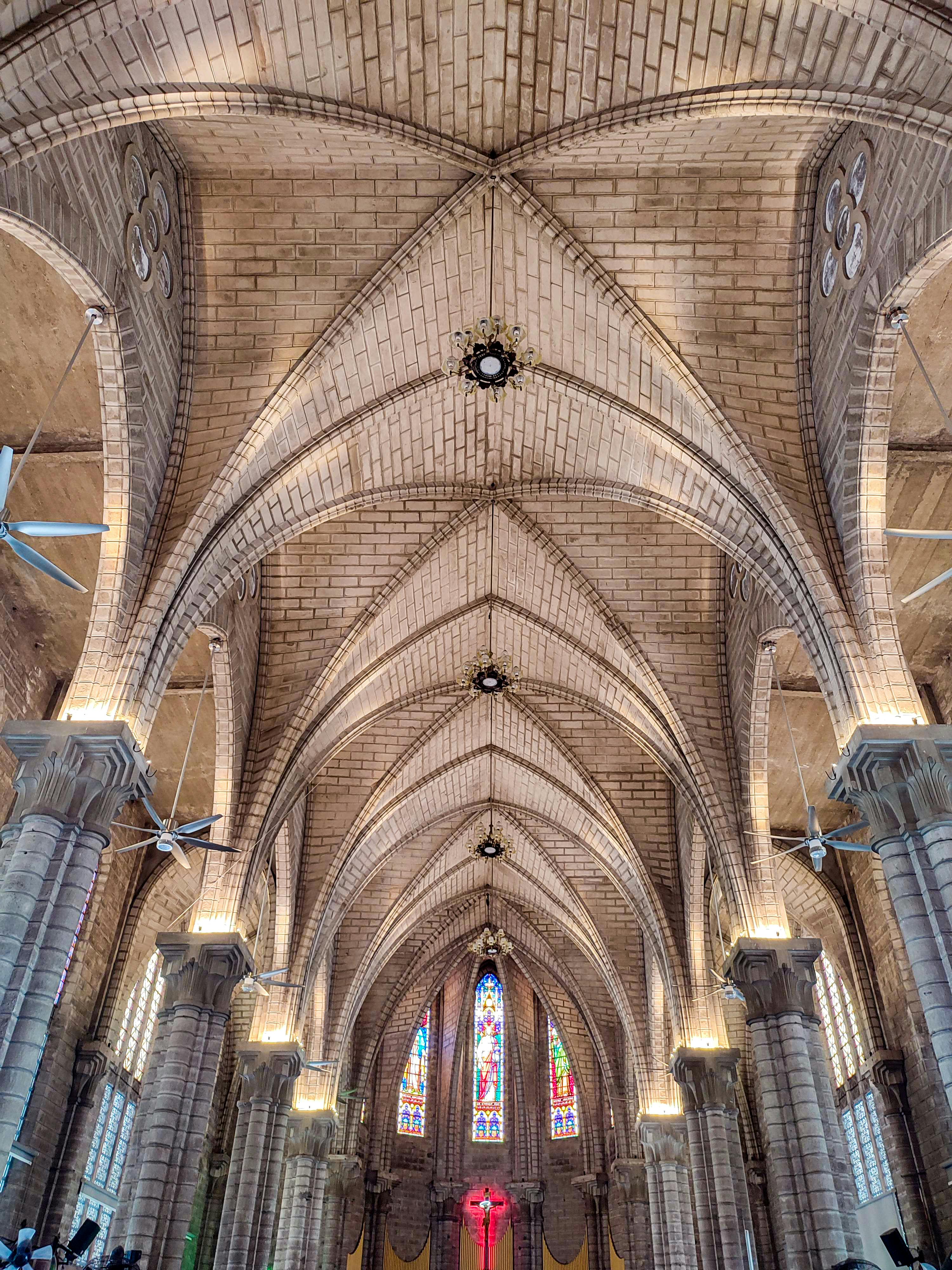 Gothic Cathedral Arched Ceiling View · Free Stock Photo