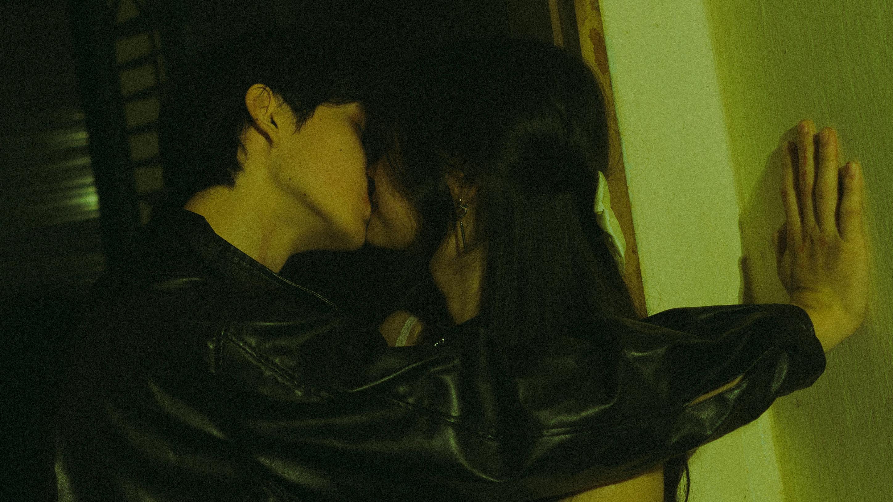 Romantic Kiss in Dimly Lit Room · Free Stock Photo