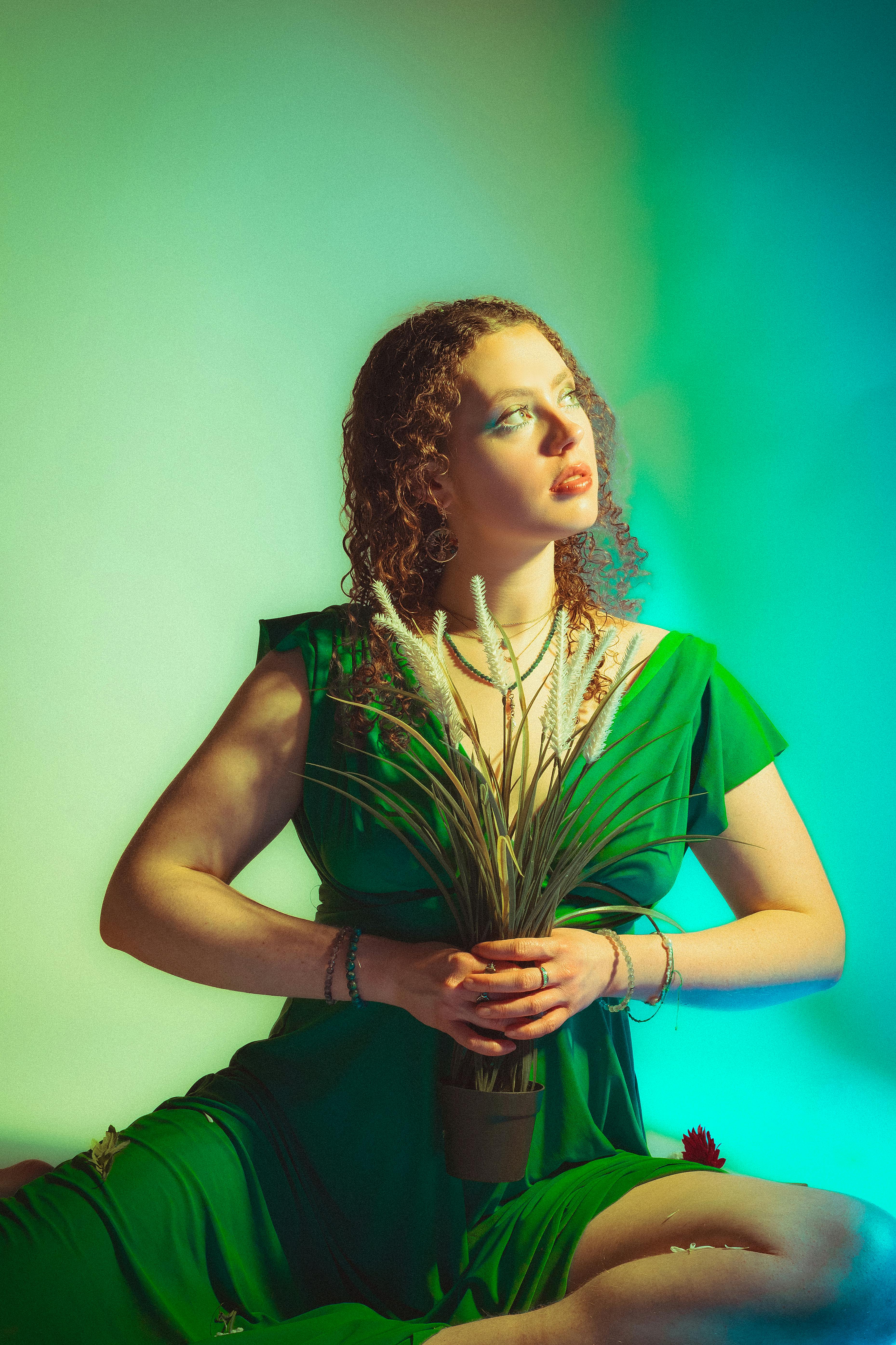 Ams Cherish Model Photos, Download The BEST Free Ams Cherish Model Stock Photos & HD Images