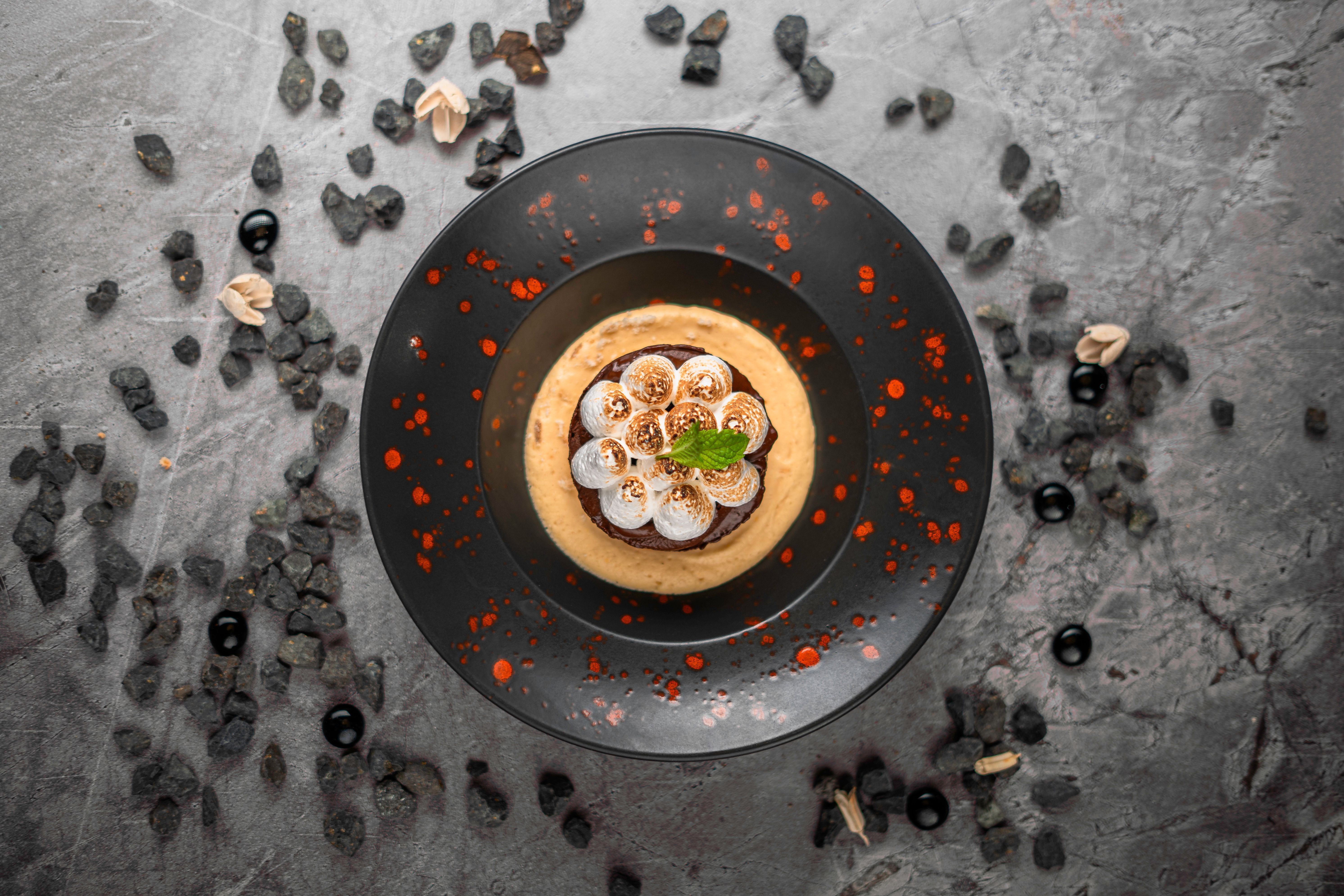Postre Italiano Delicioso Con Fondo De Piedra Para Fotografía De Comida ...