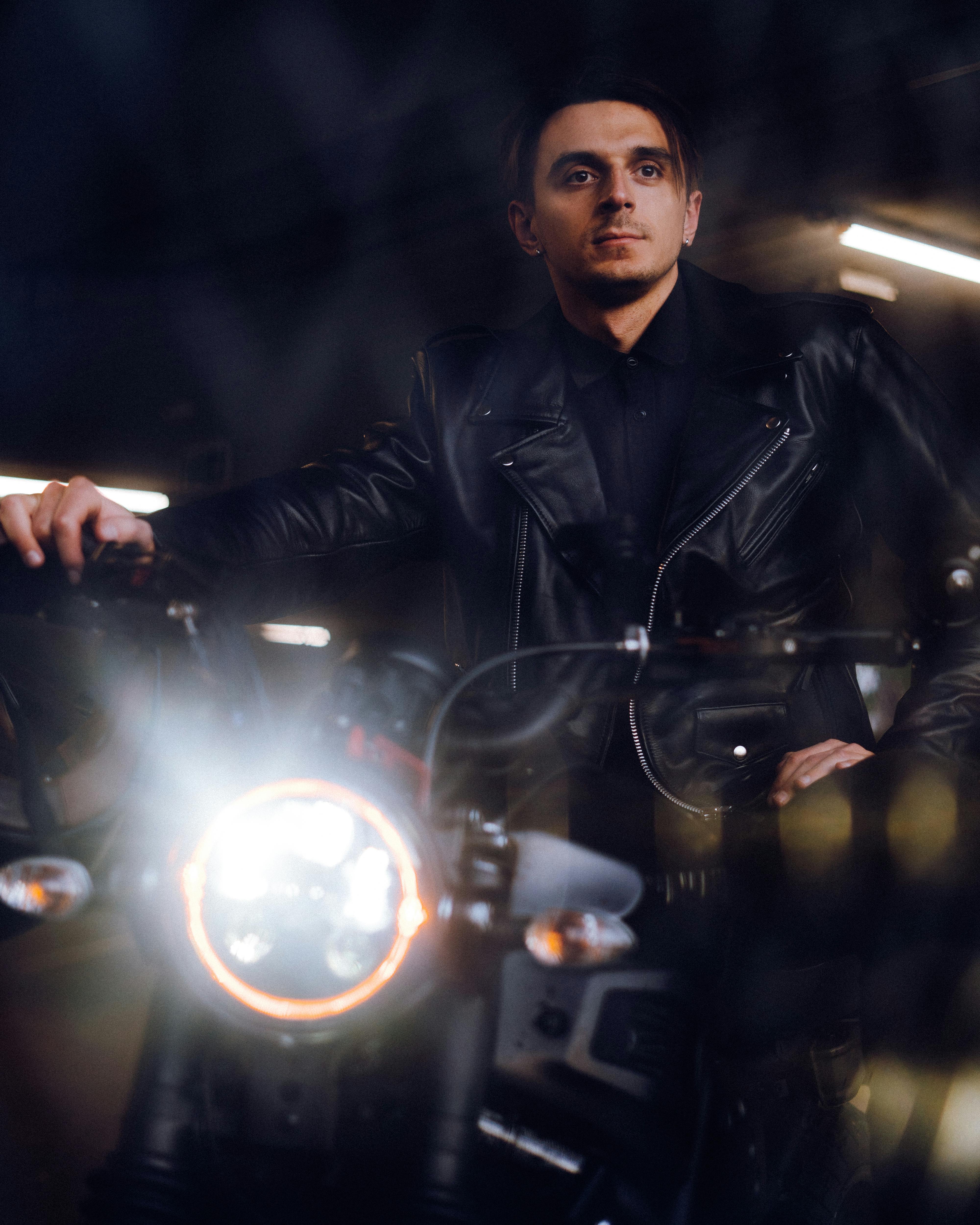 Motorcycle Guy Photos, Download The BEST Free Motorcycle Guy Stock ...