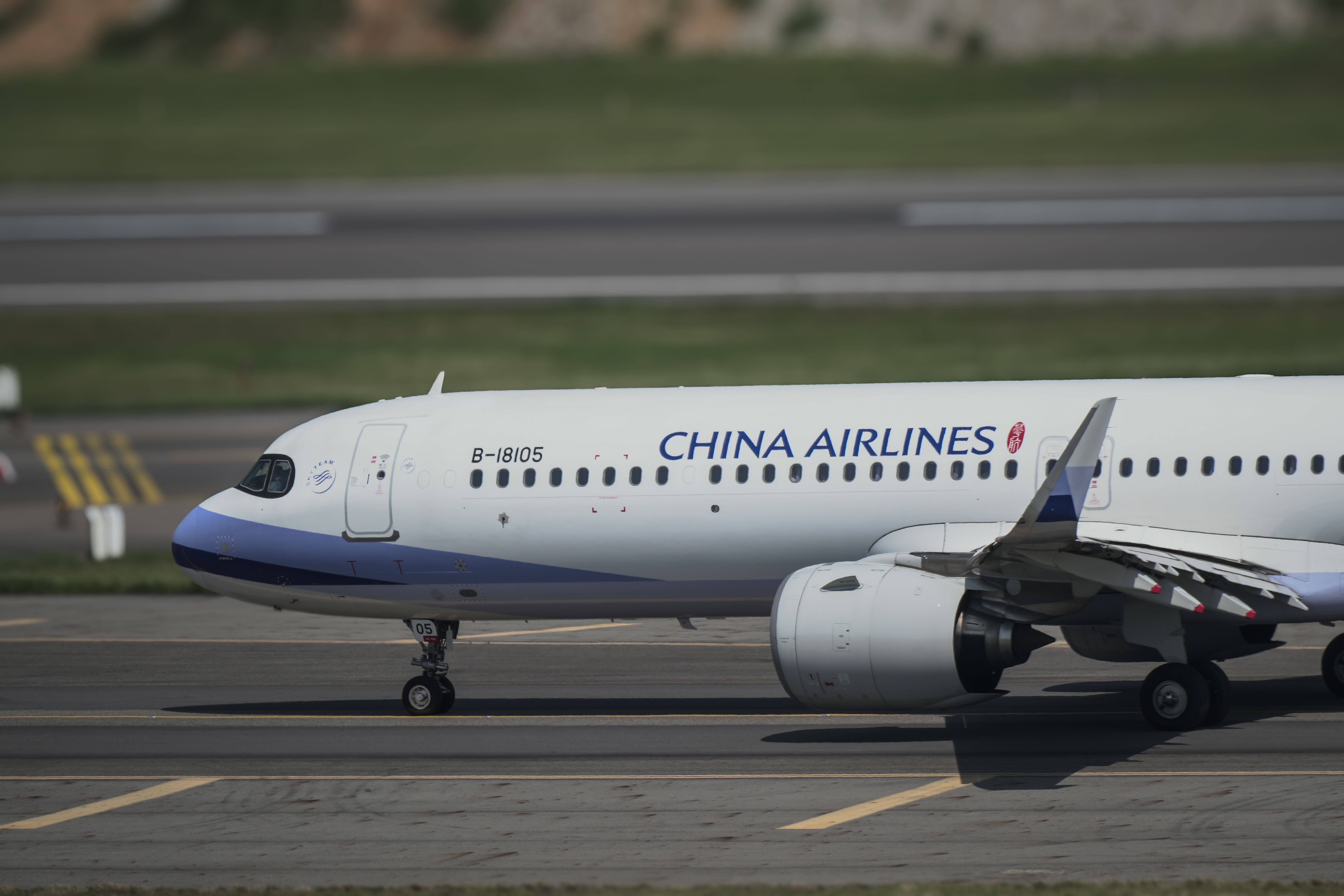 Avión De China Airlines En La Pista Del Aeropuerto De Taoyuan · Foto de ...