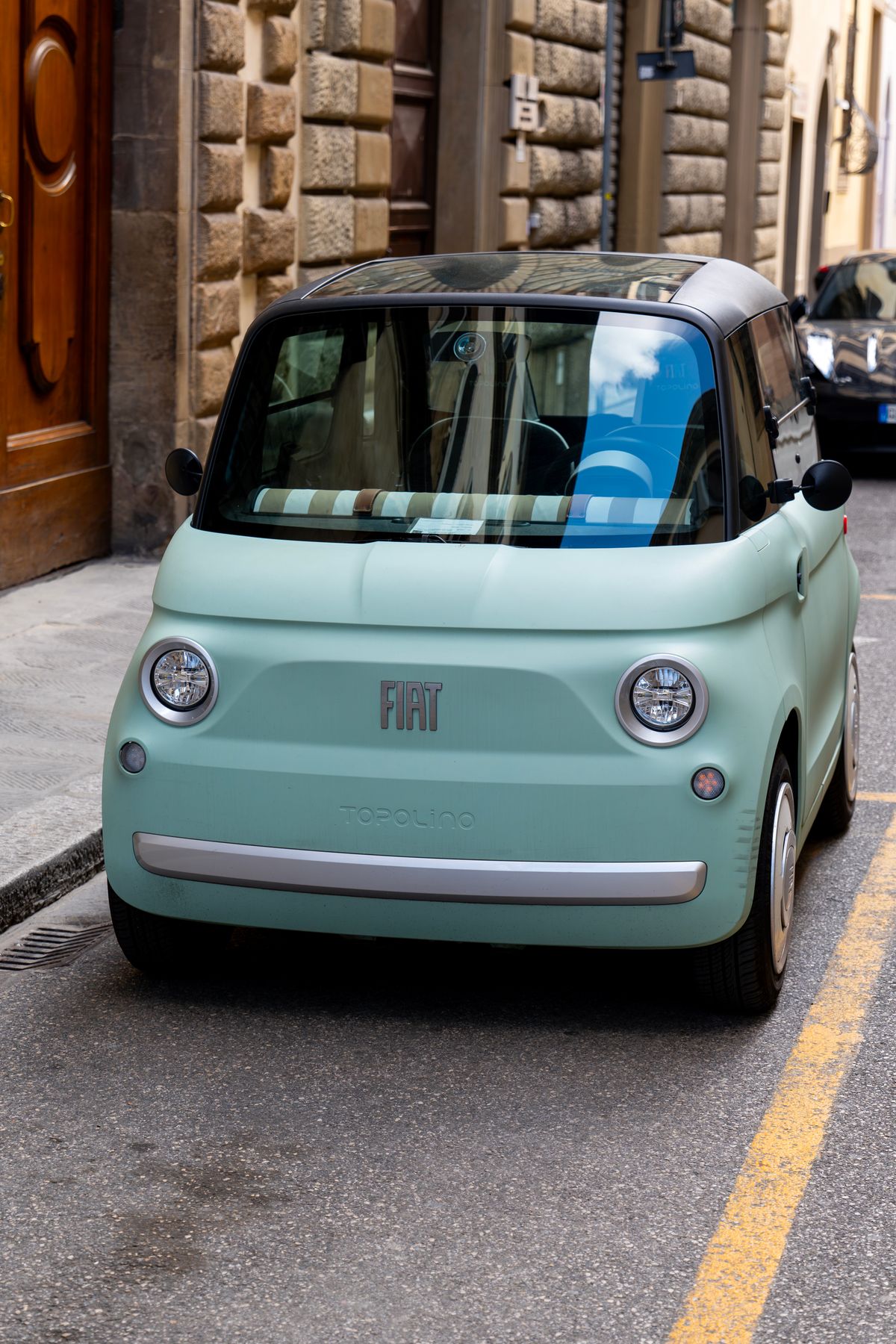 Small Car Photos, Download The BEST Free Small Car Stock Photos & HD Images