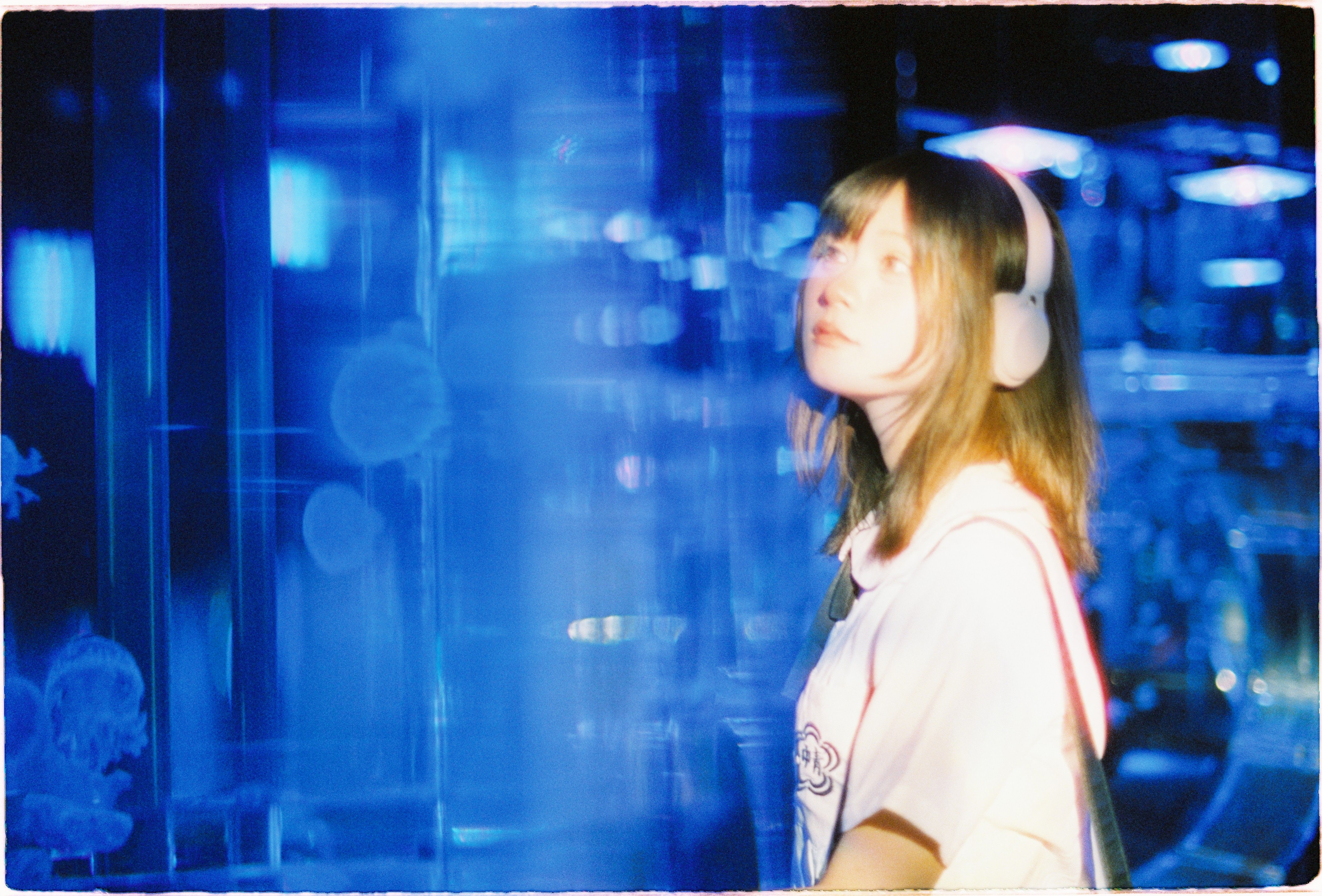 Neon Tech Gloom Photos, Download The BEST Free Neon Tech Gloom Stock ...