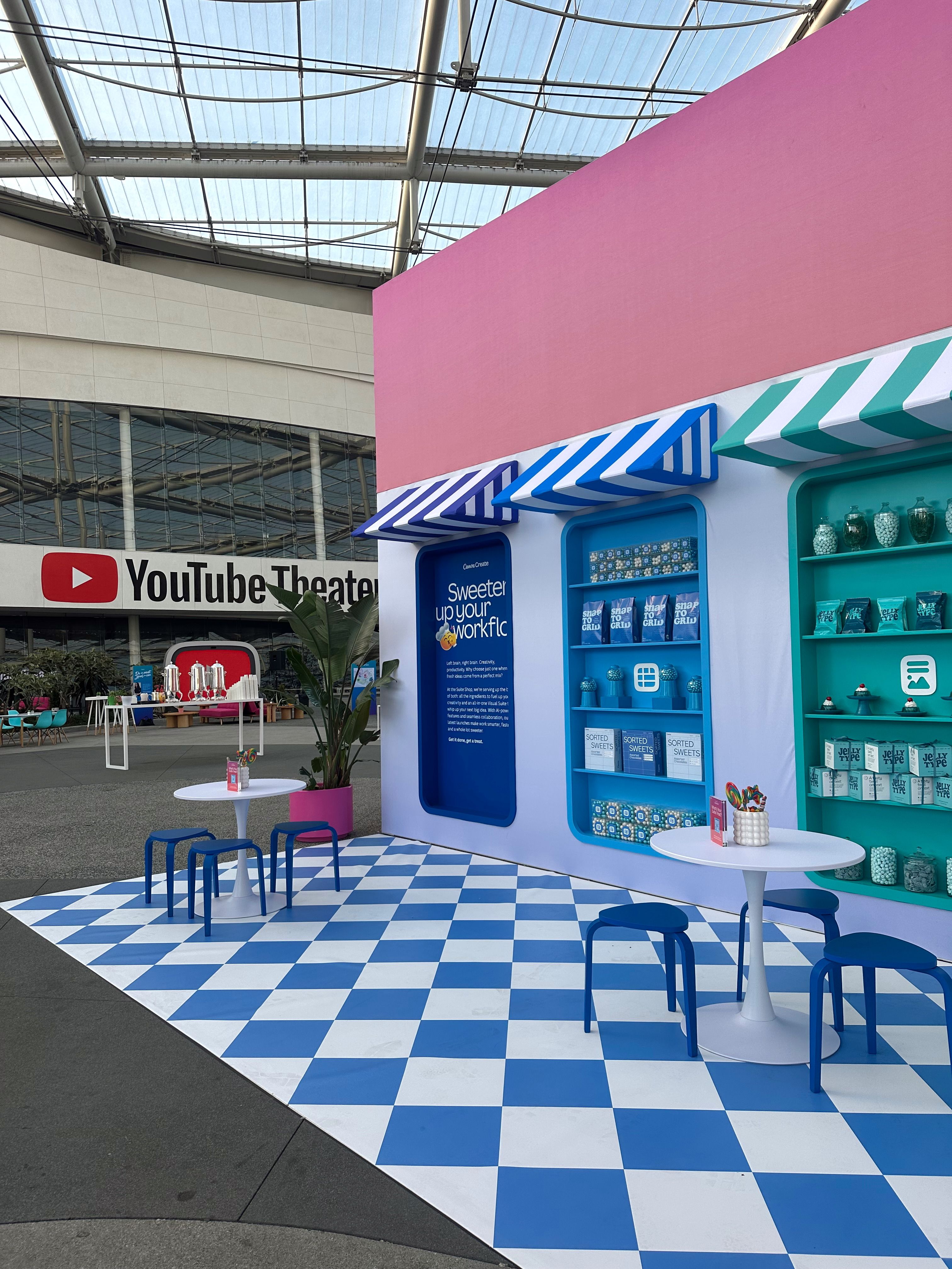 Vibrant Outdoor Market Booth at YouTube Theater · Free Stock Photo