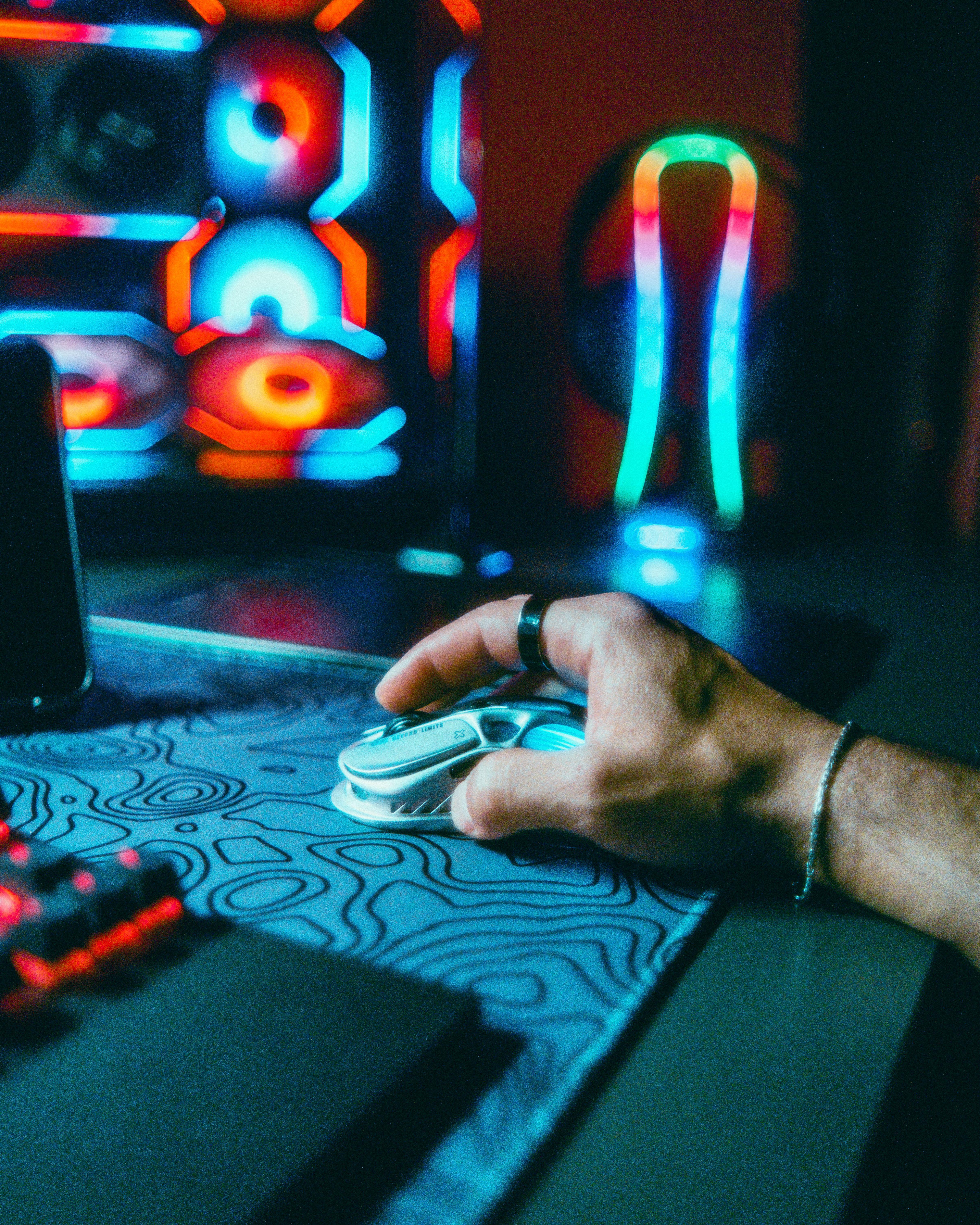 Desk, Gaming Setup, Person Using Laptop Photos, Download The BEST Free ...