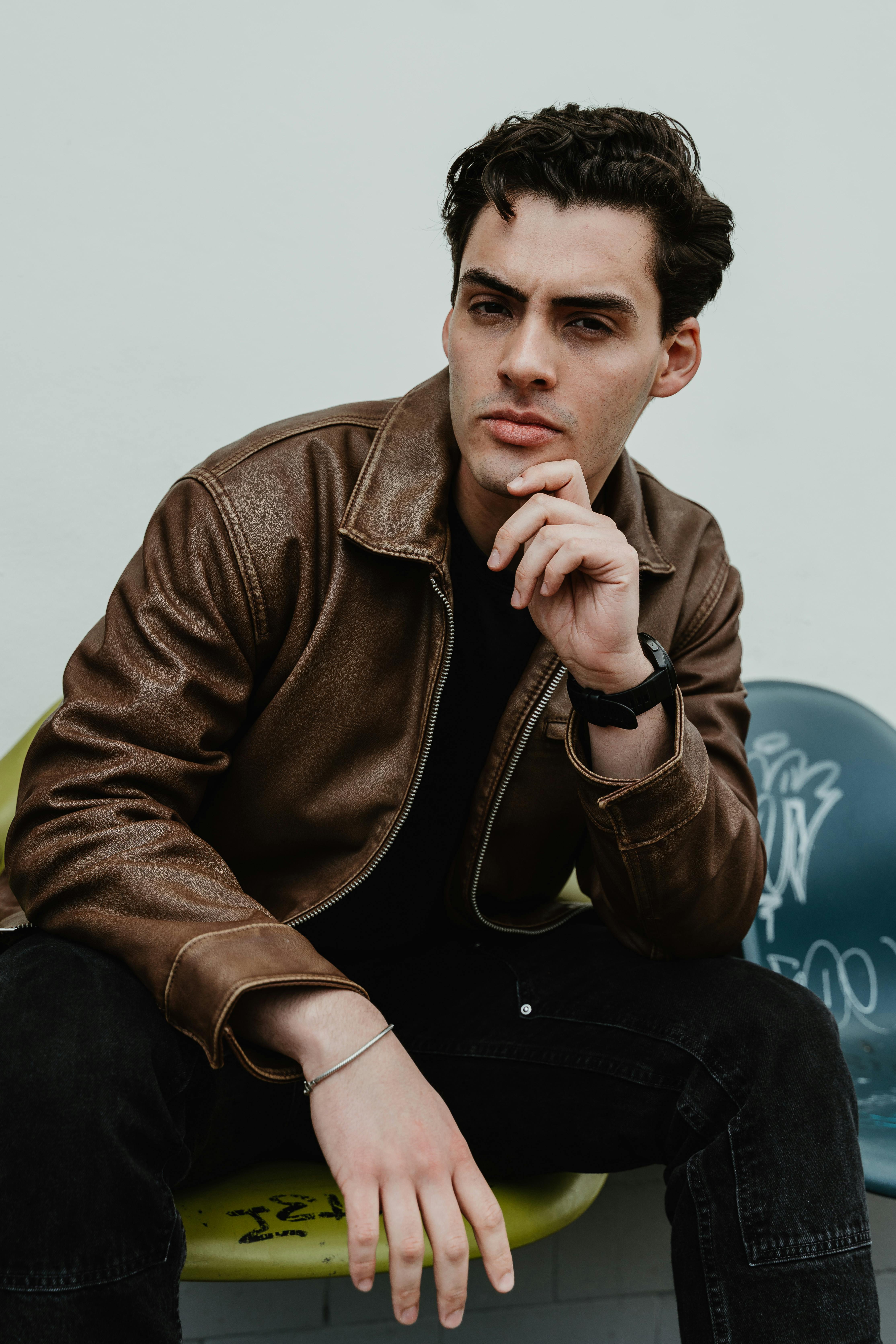 Handsome Poses Photos, Download The BEST Free Handsome Poses Stock ...