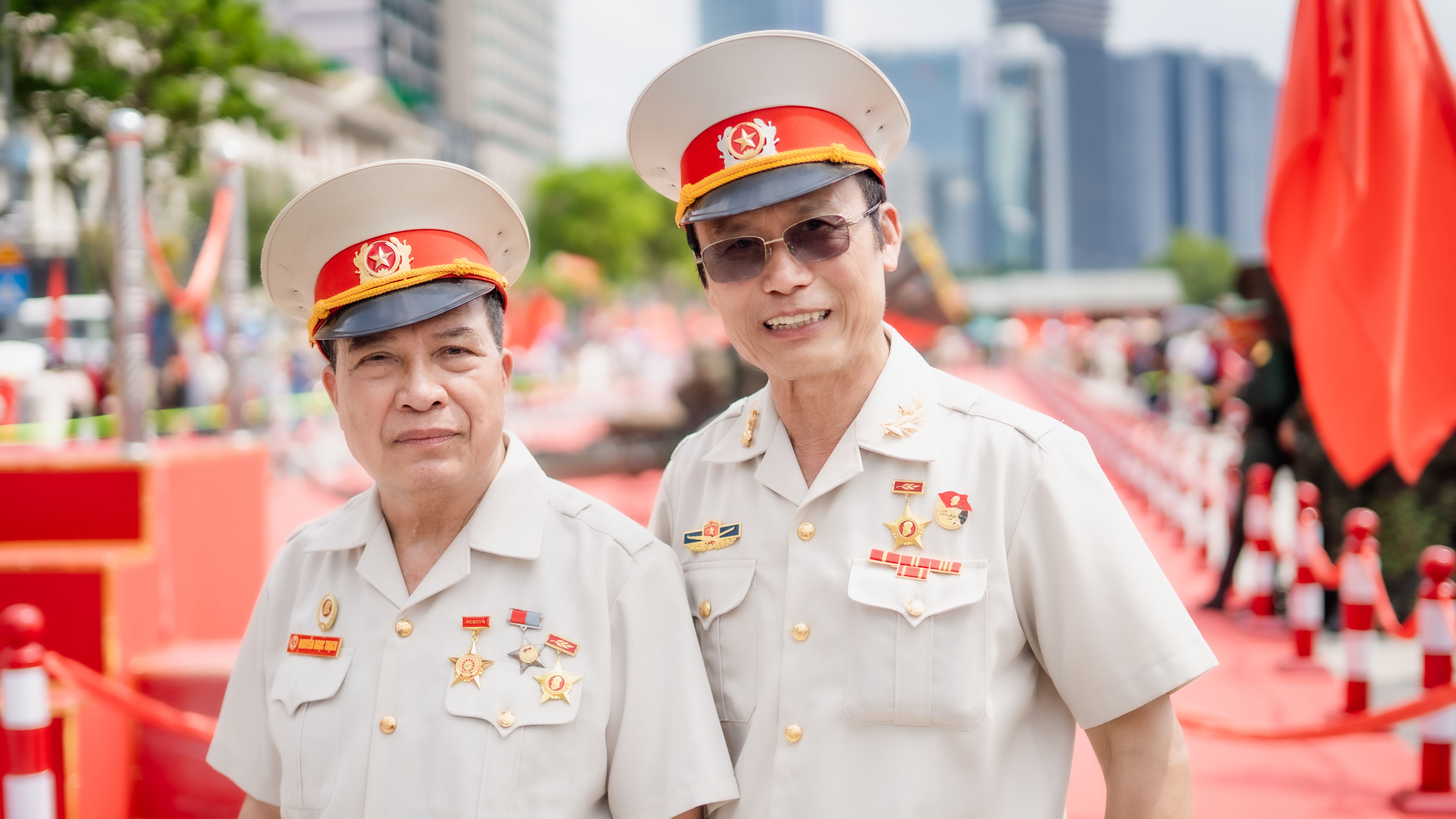 Veterans in Uniform at Ceremonial Parade · Free Stock Photo