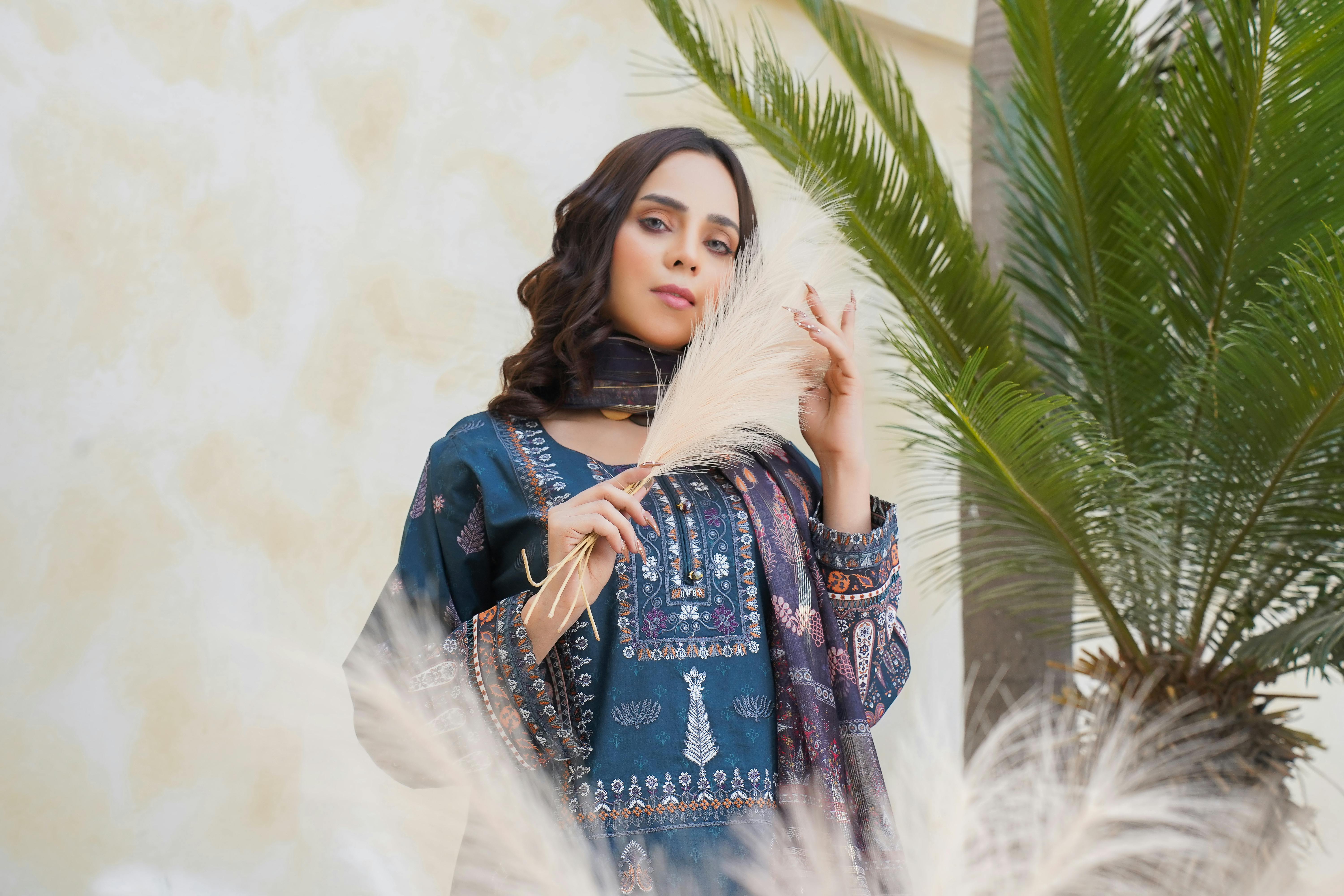 Stylish Pakistani Fashion Portrait in Lahore · Free Stock Photo