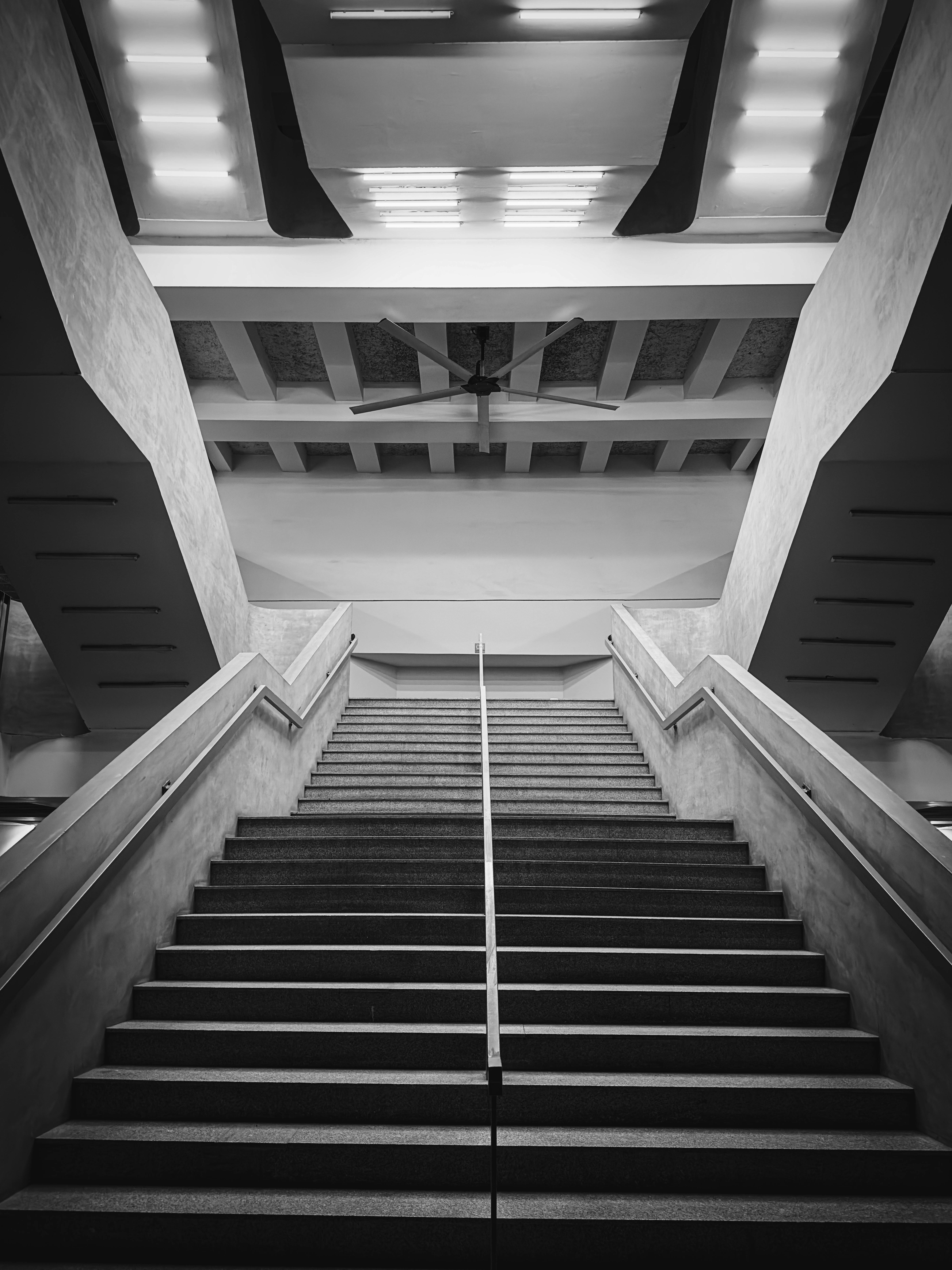 Ceiling Fan Photos, Download The BEST Free Ceiling Fan Stock Photos ...