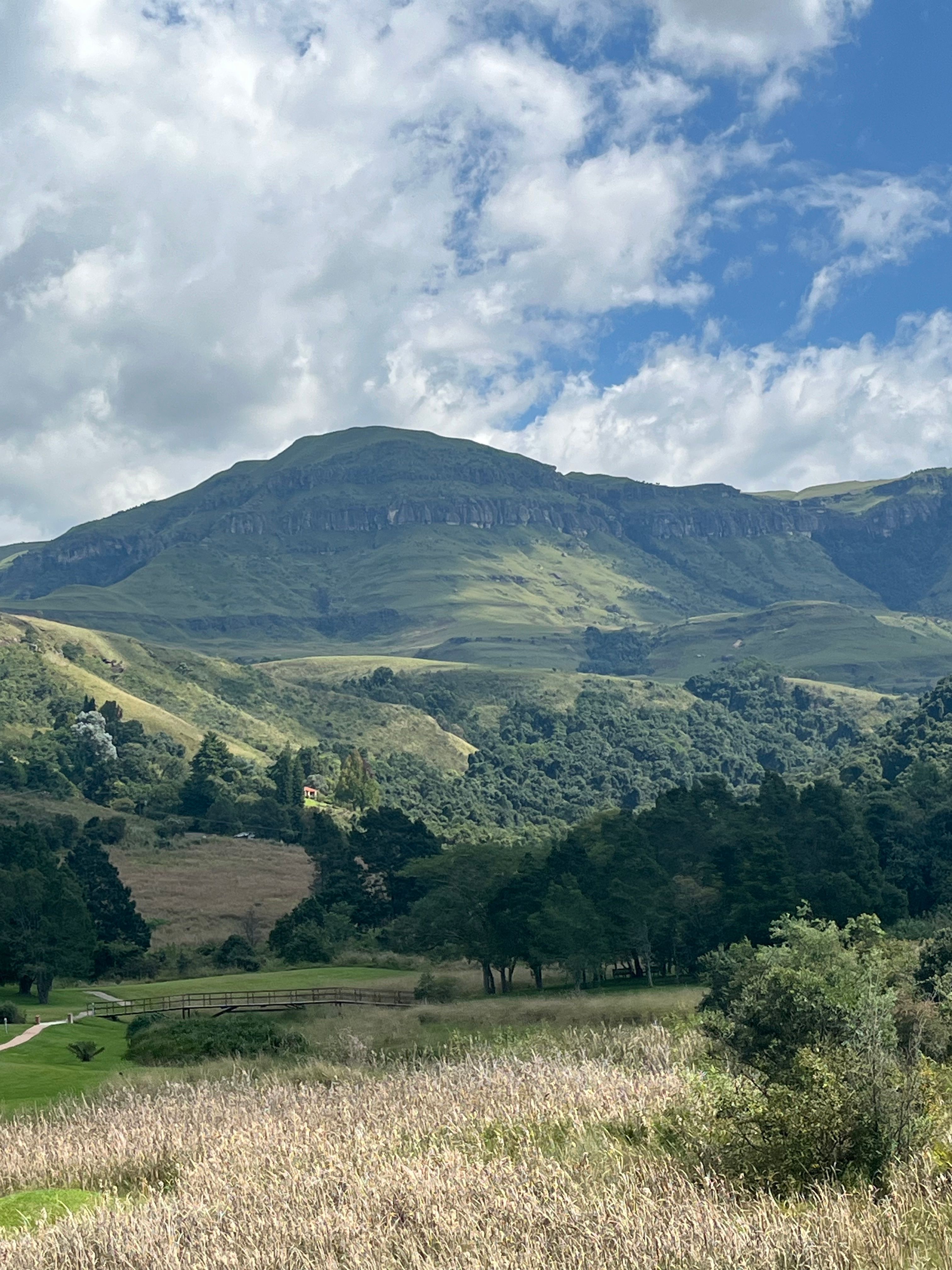 Scenic View of Drakensberg Mountains in South Africa · Free Stock Photo