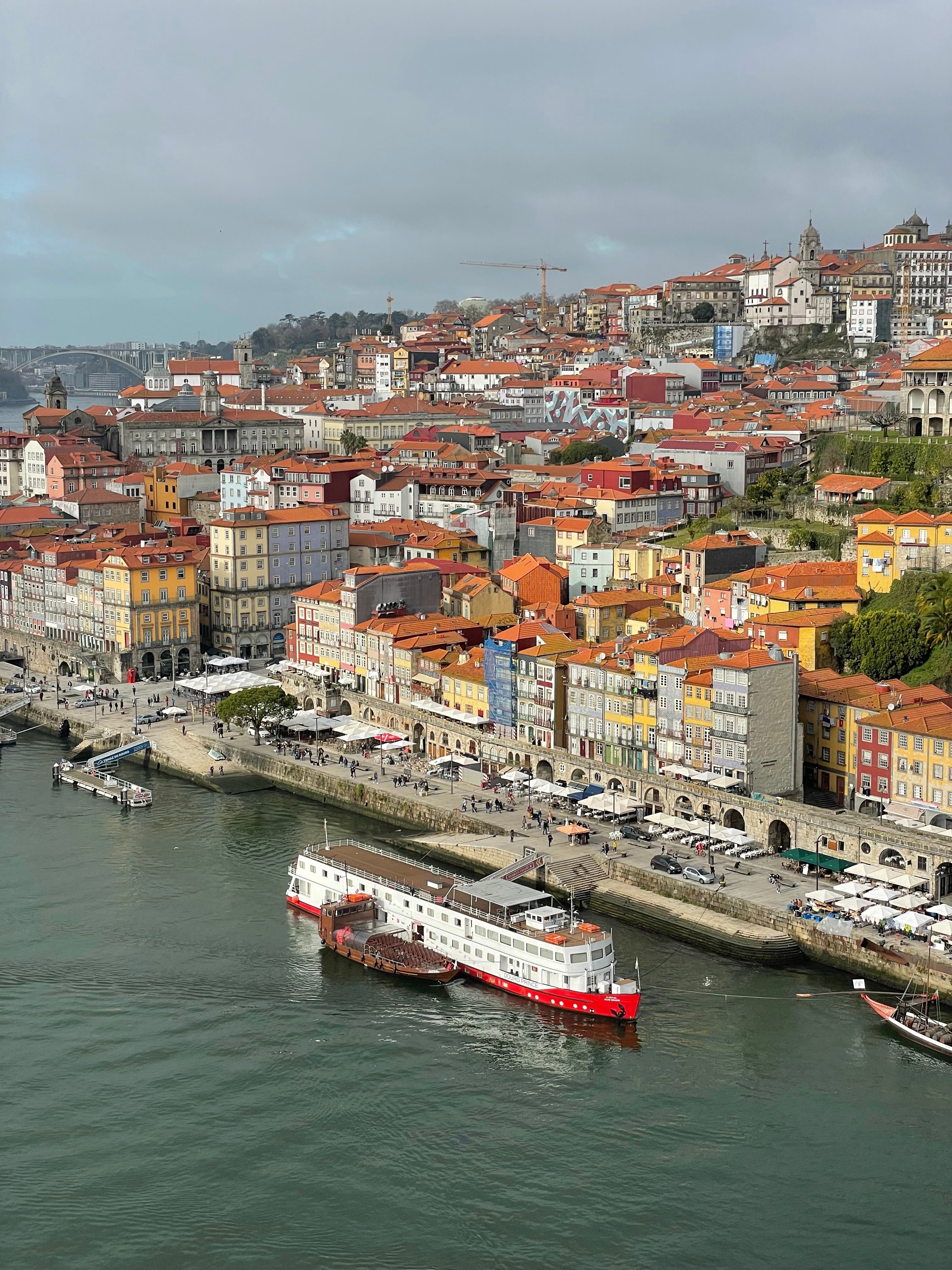 Picturesque Porto Waterfront with Colorful Buildings · Free Stock Photo