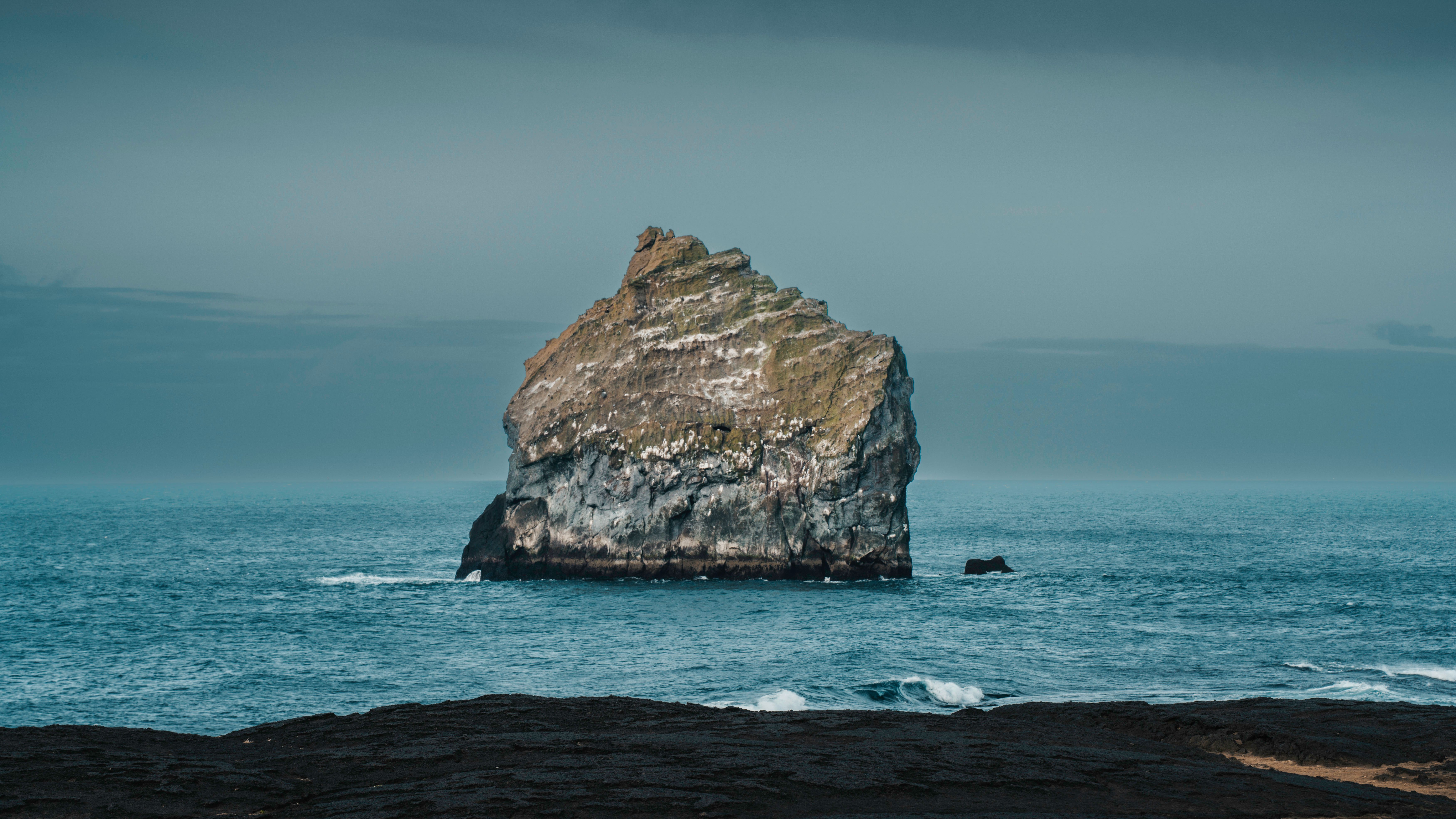 Dramatic Ocean Rock Formation in Iceland · Free Stock Photo