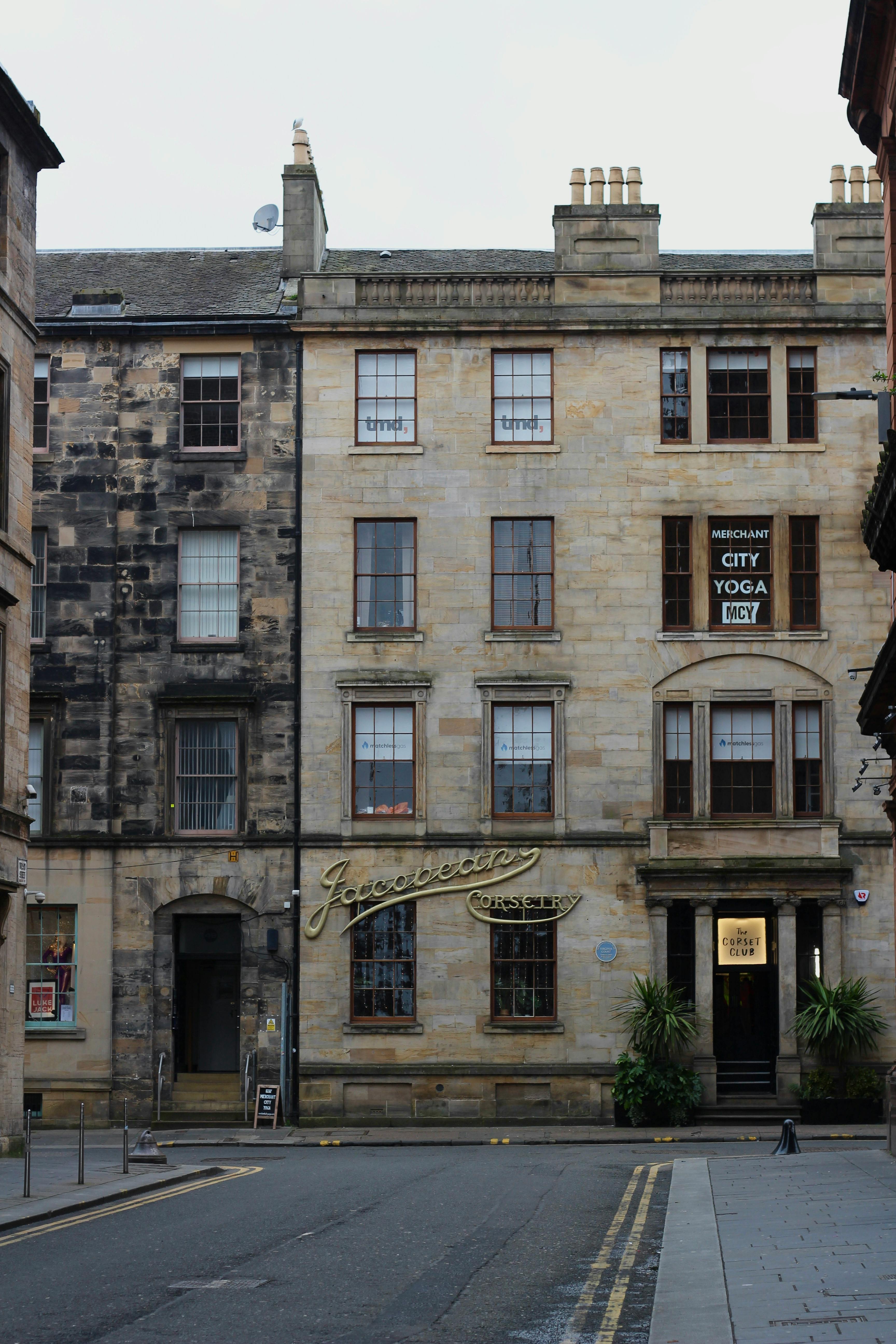 Historic Street View in Glasgow, Scotland · Free Stock Photo