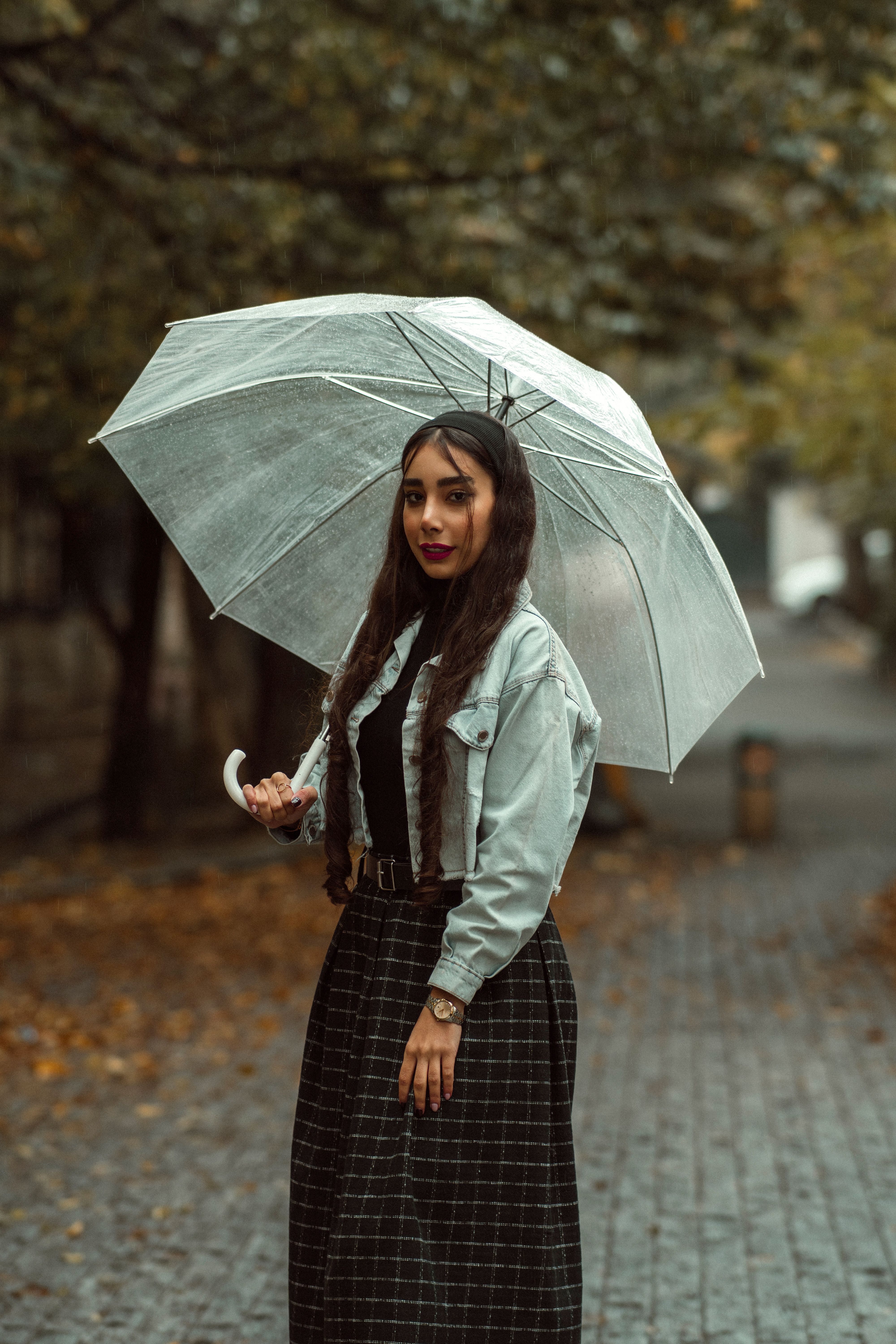 Fashion Portrait in Autumn on Tehran Street · Free Stock Photo