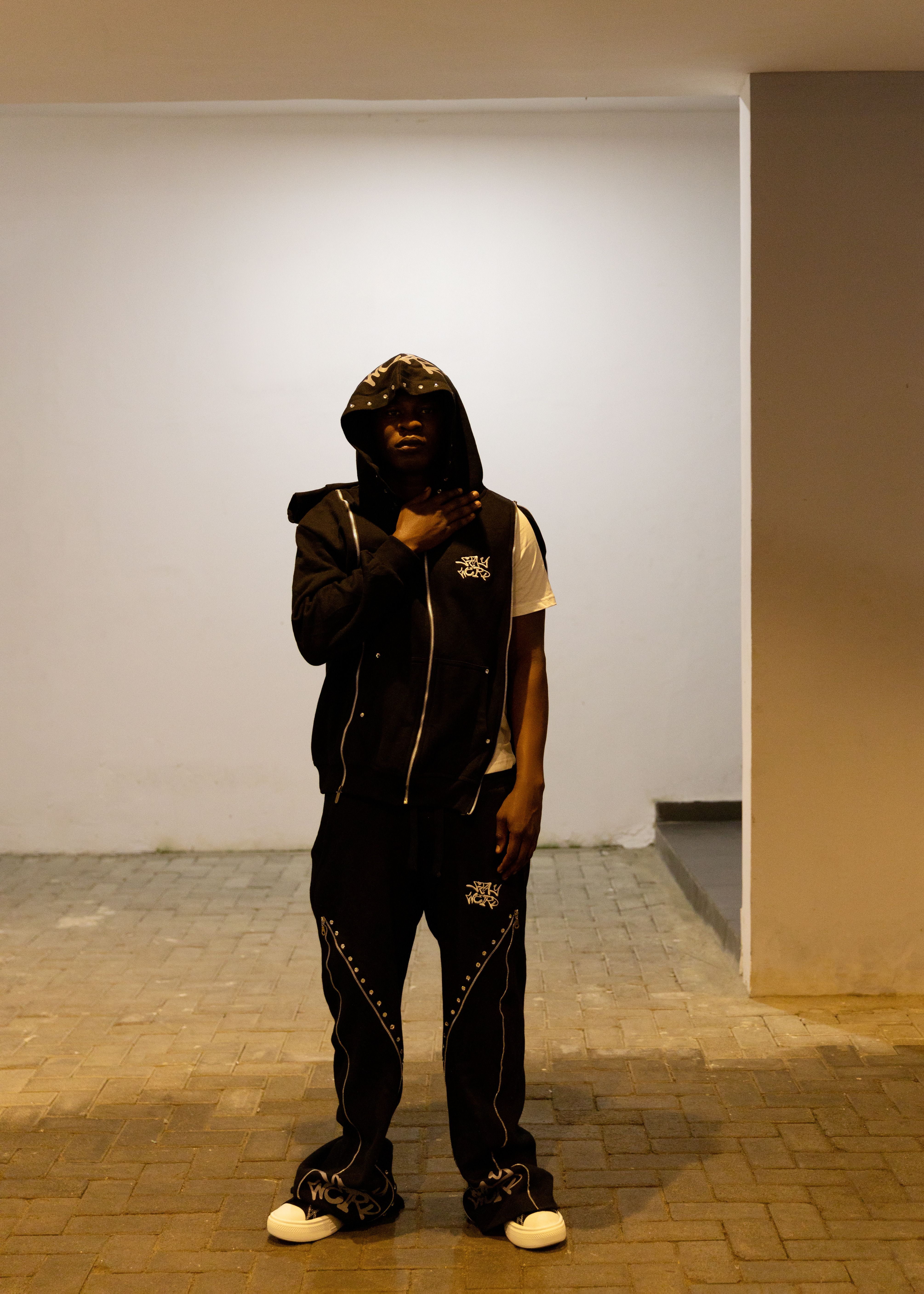 Street Style Portrait of a Hooded Individual · Free Stock Photo