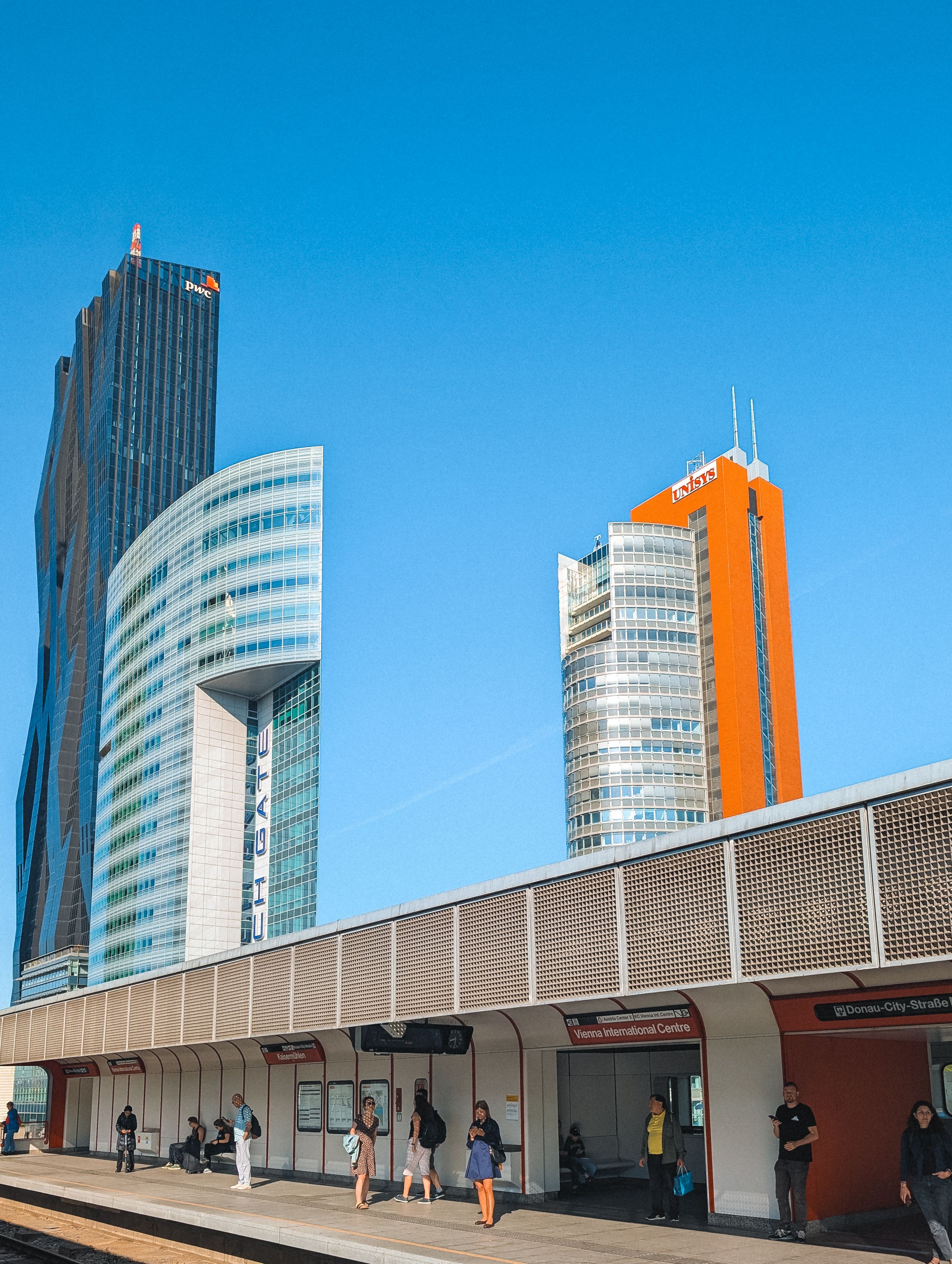 Modern Architecture at Vienna Train Station · Free Stock Photo