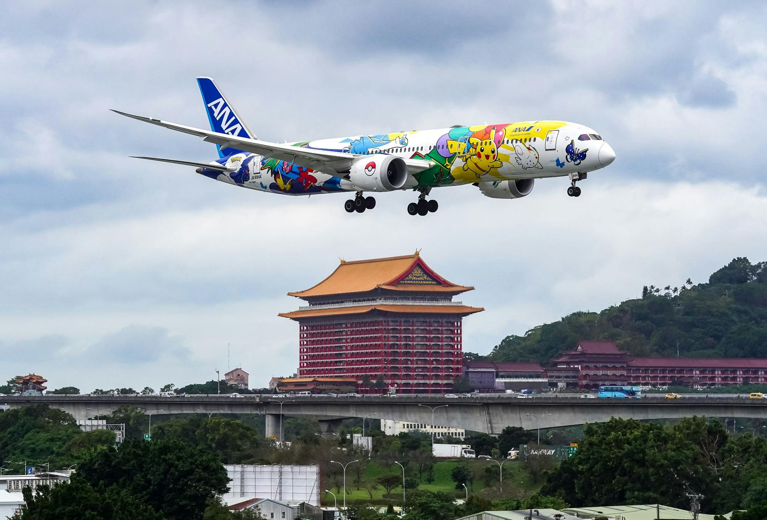 Cartoon Airplane Photos, Download The BEST Free Cartoon Airplane Stock ...