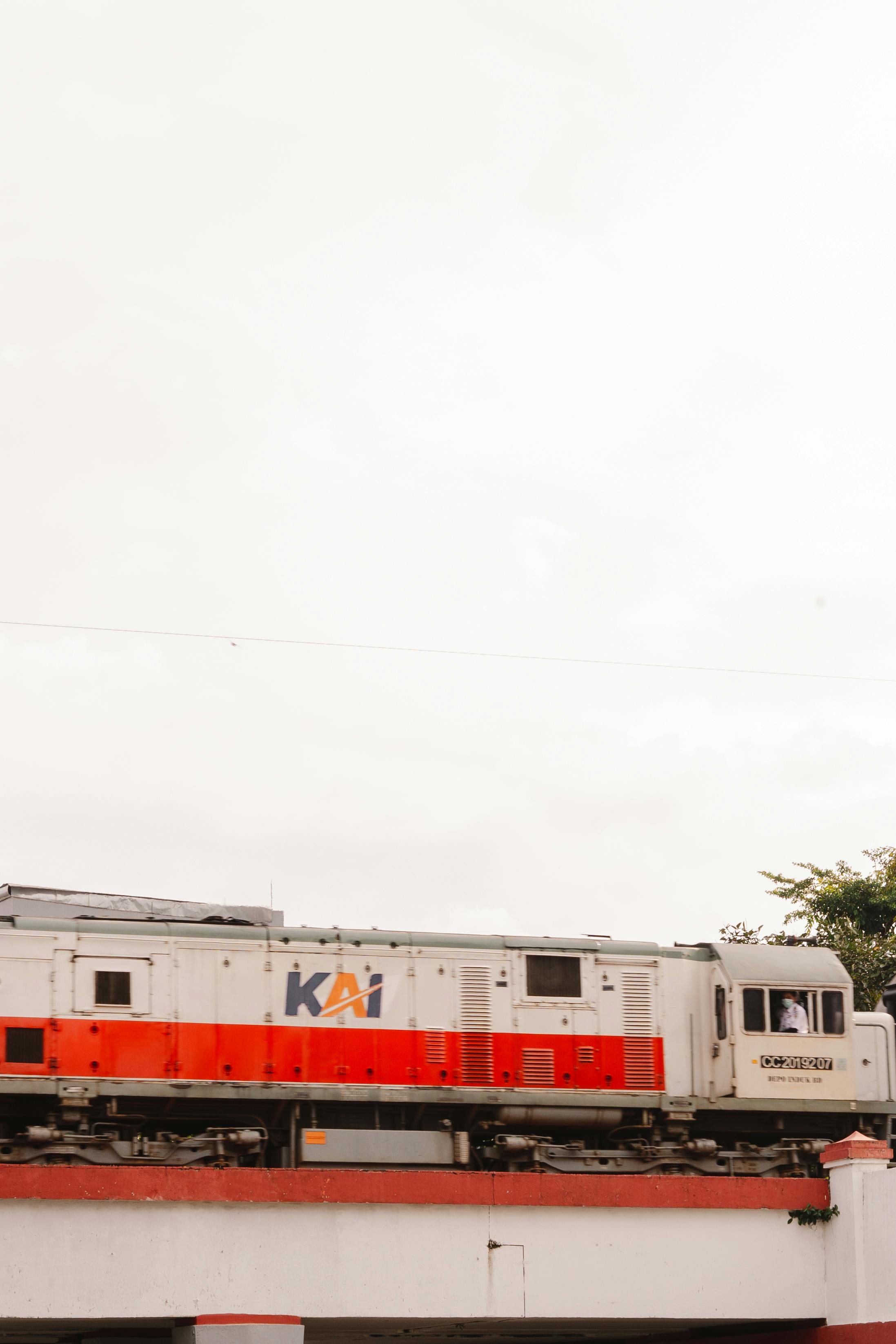 100.000+ Foto Kereta Api Indonesia Terbaik · Unduh Gratis 100% · Foto ...