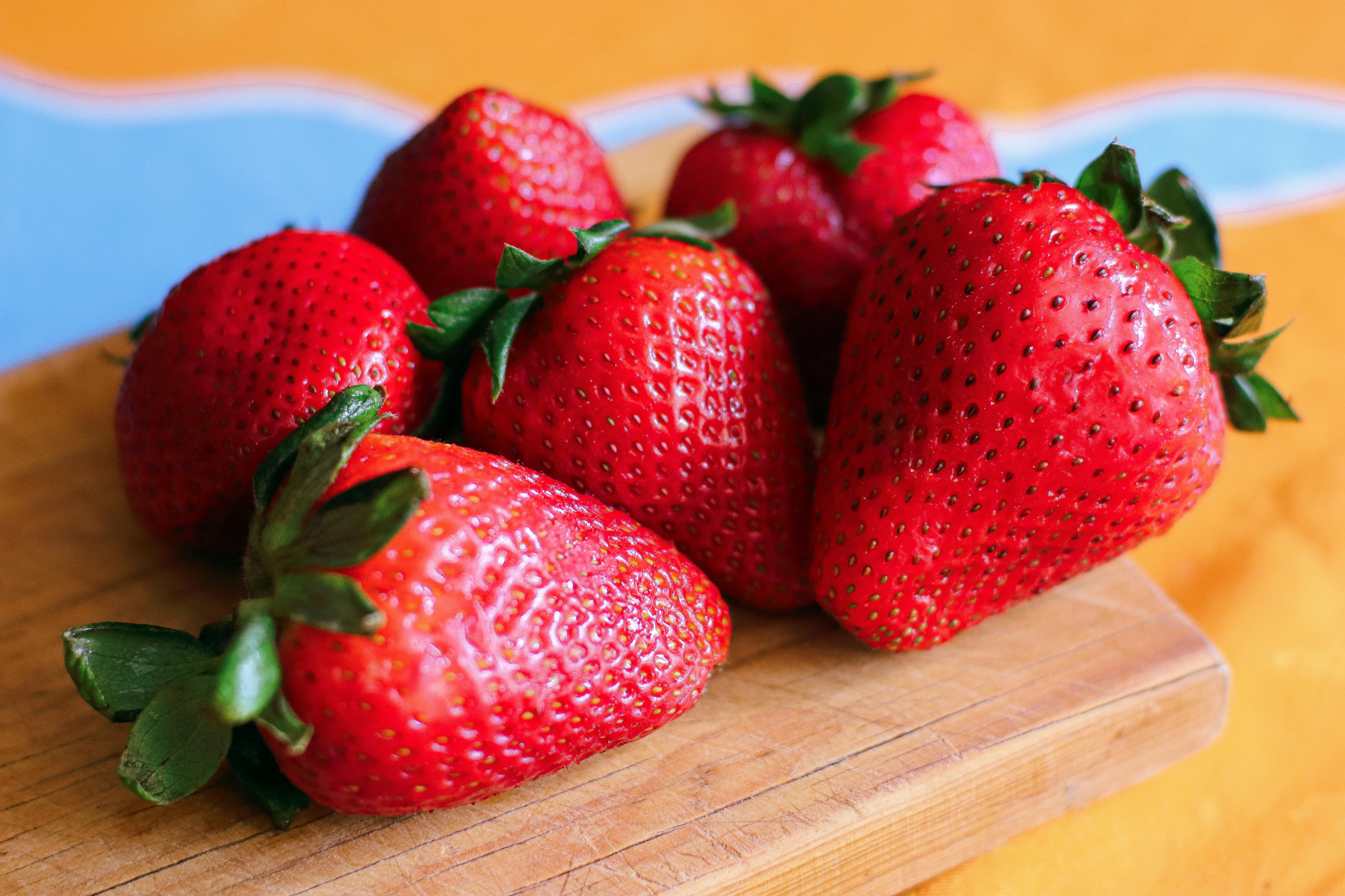 Miraculous Berry Photos, Download The BEST Free Miraculous Berry Stock ...