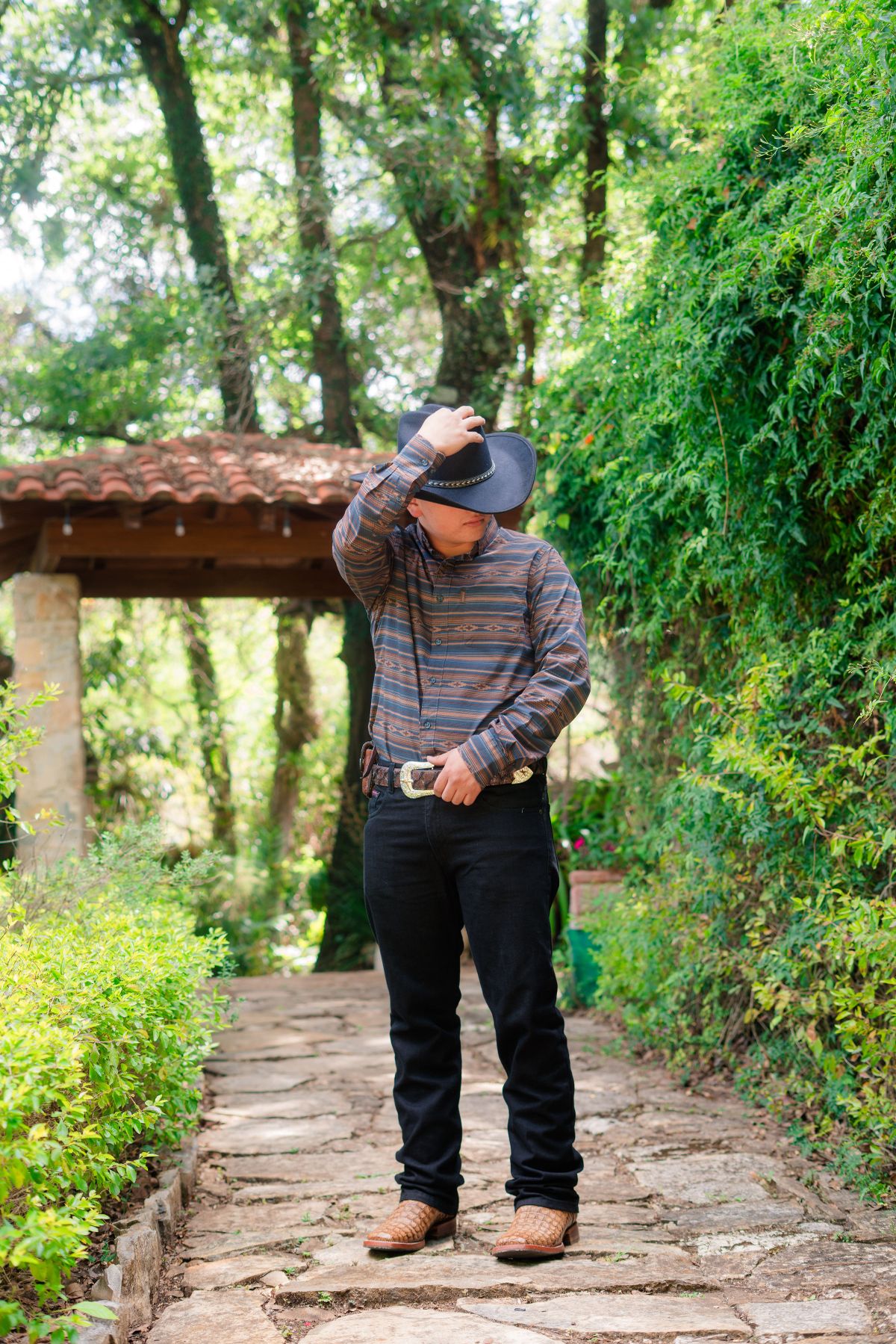 Male Cowboy With Guns Out Holsters Photos, Download The BEST Free Male ...