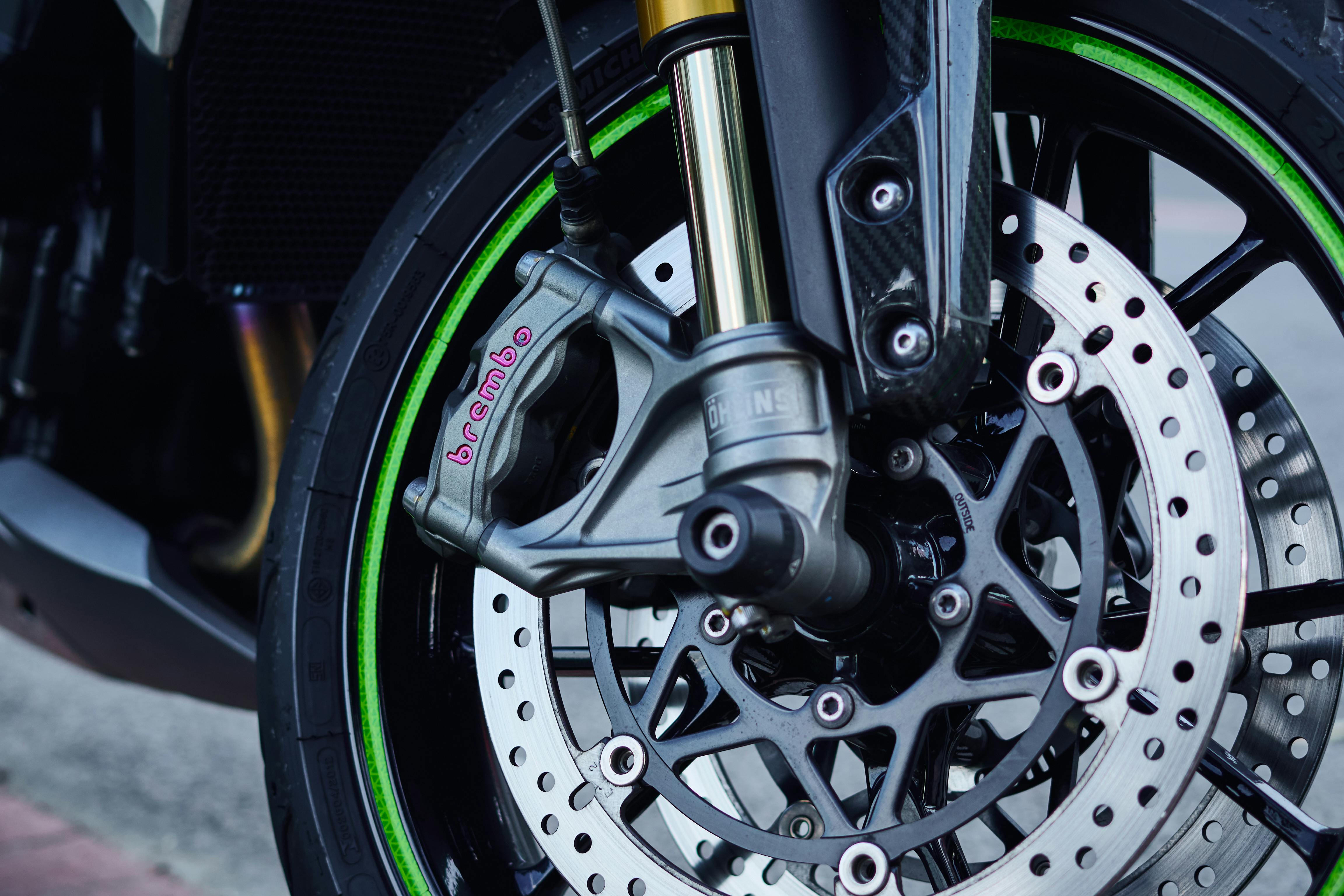 Gt 650 Bike 4k Hd Photos, Download The BEST Free Gt 650 Bike 4k Hd ...