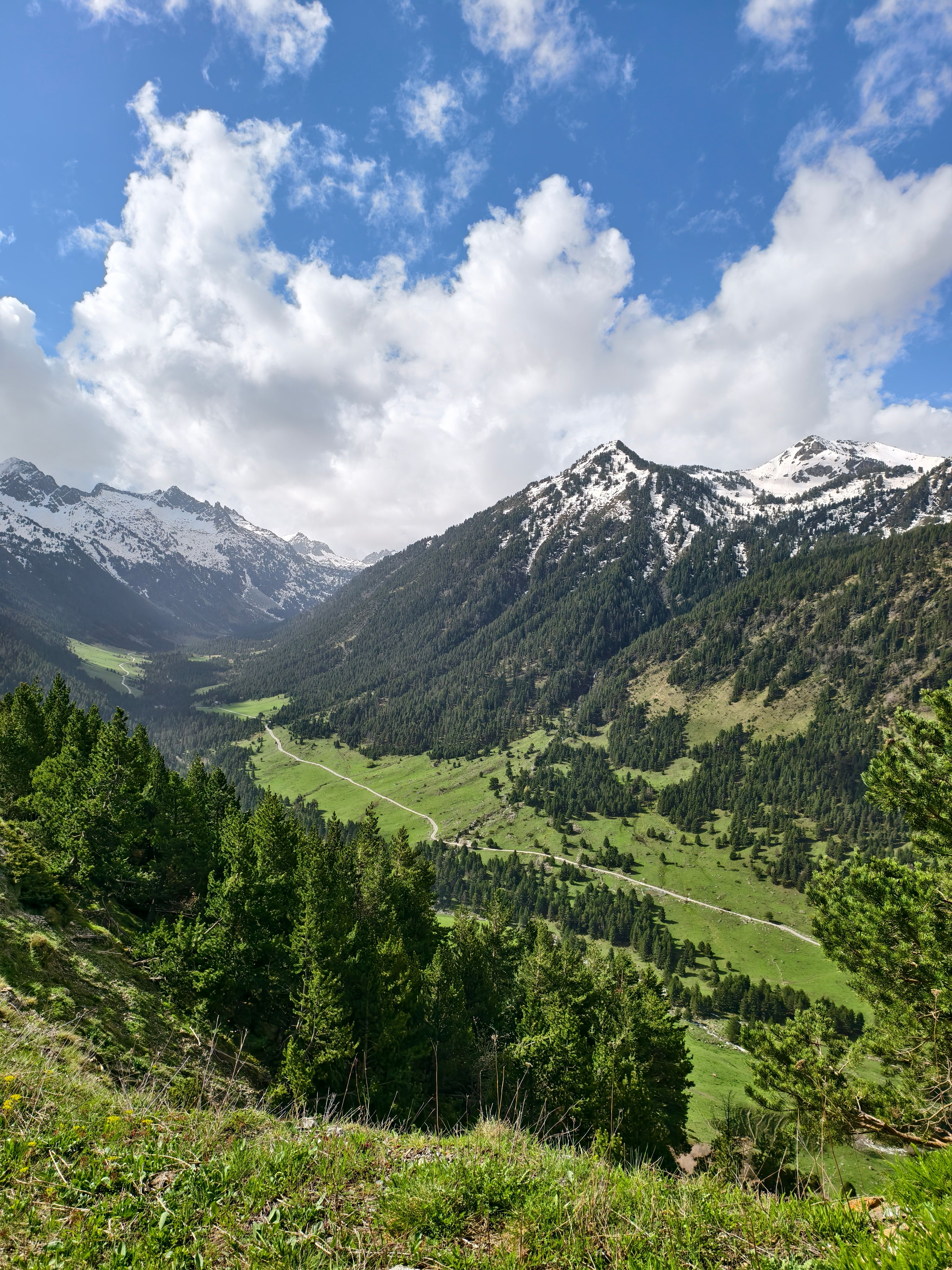 Peaks And Valley Photos, Download The BEST Free Peaks And Valley Stock ...