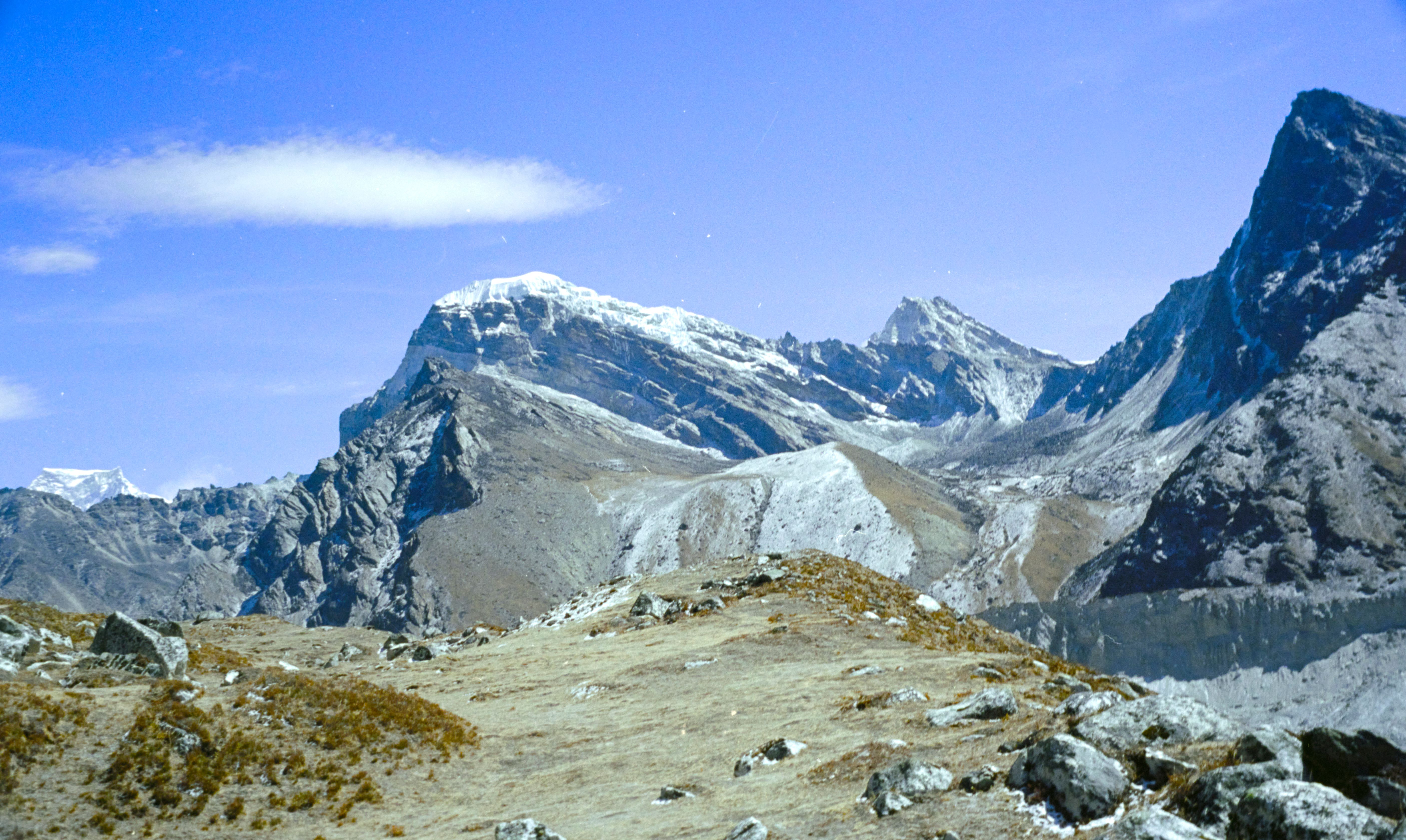 Majestic Snow-Capped Himalaya Mountains Landscape · Free Stock Photo