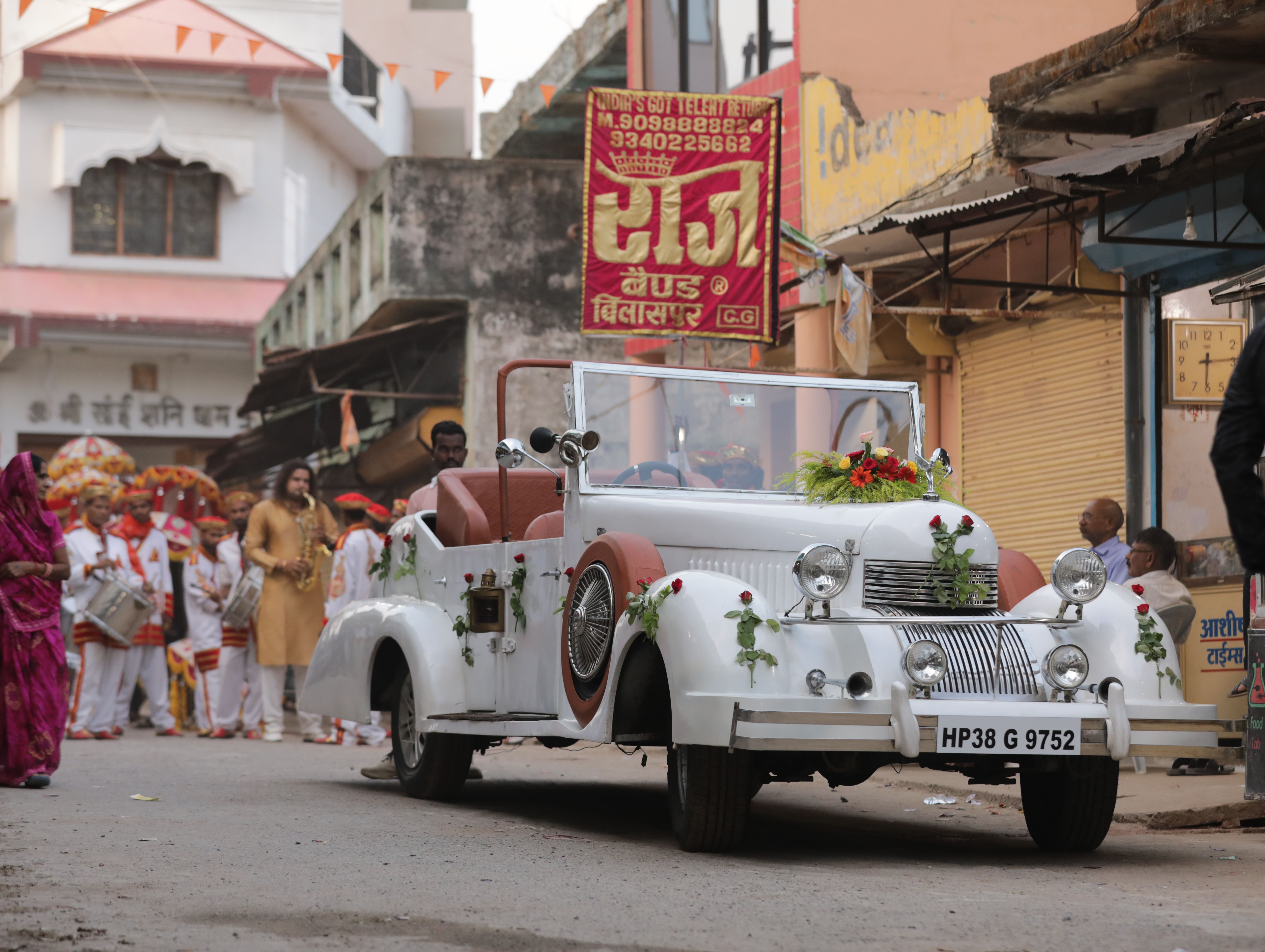 Festive Musical Procession with Classic Car in India · Free Stock Photo