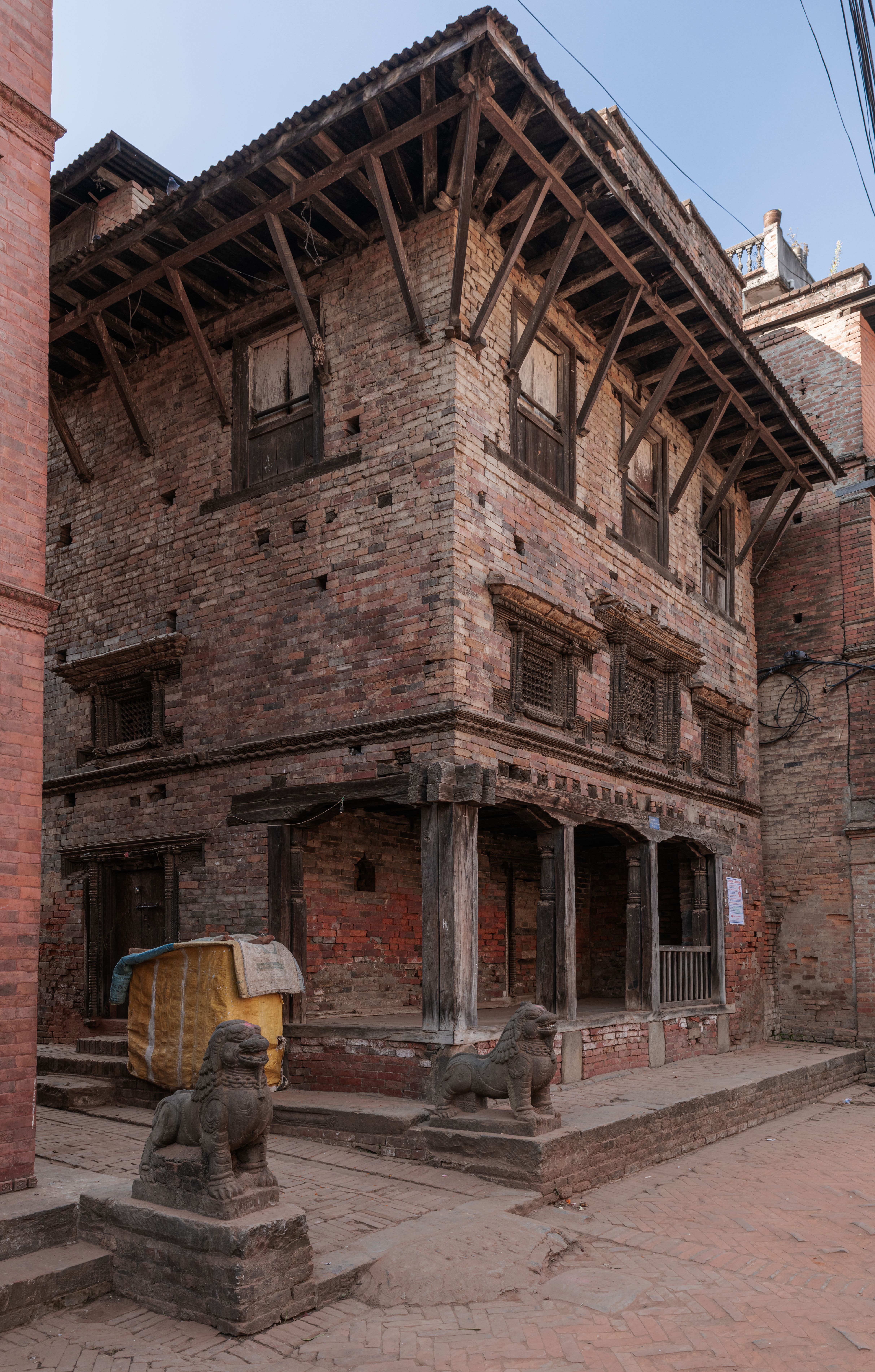 Historic Brick House in Bhaktapur, Nepal · Free Stock Photo