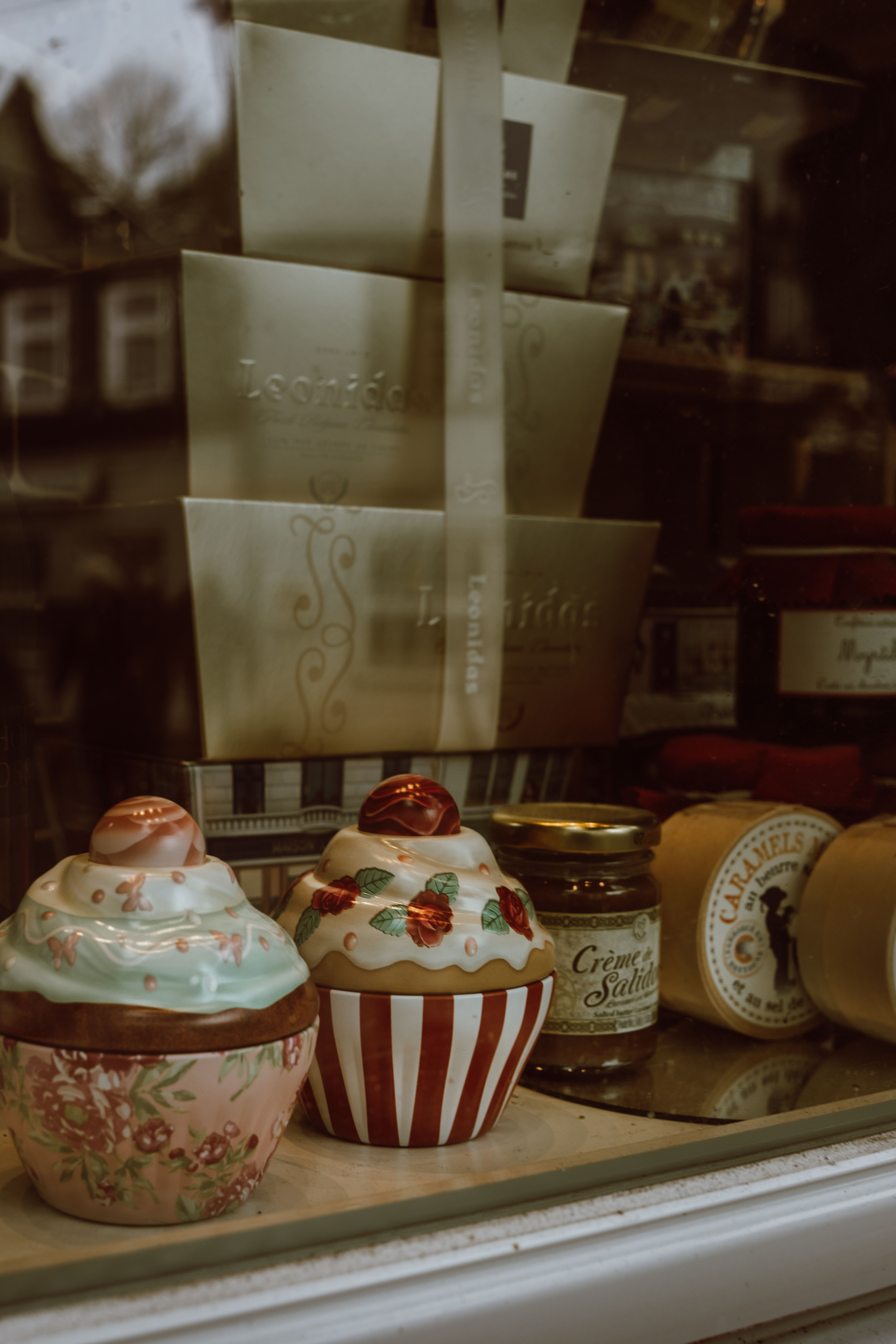Vintage Bakery Display in Monschau Window · Free Stock Photo