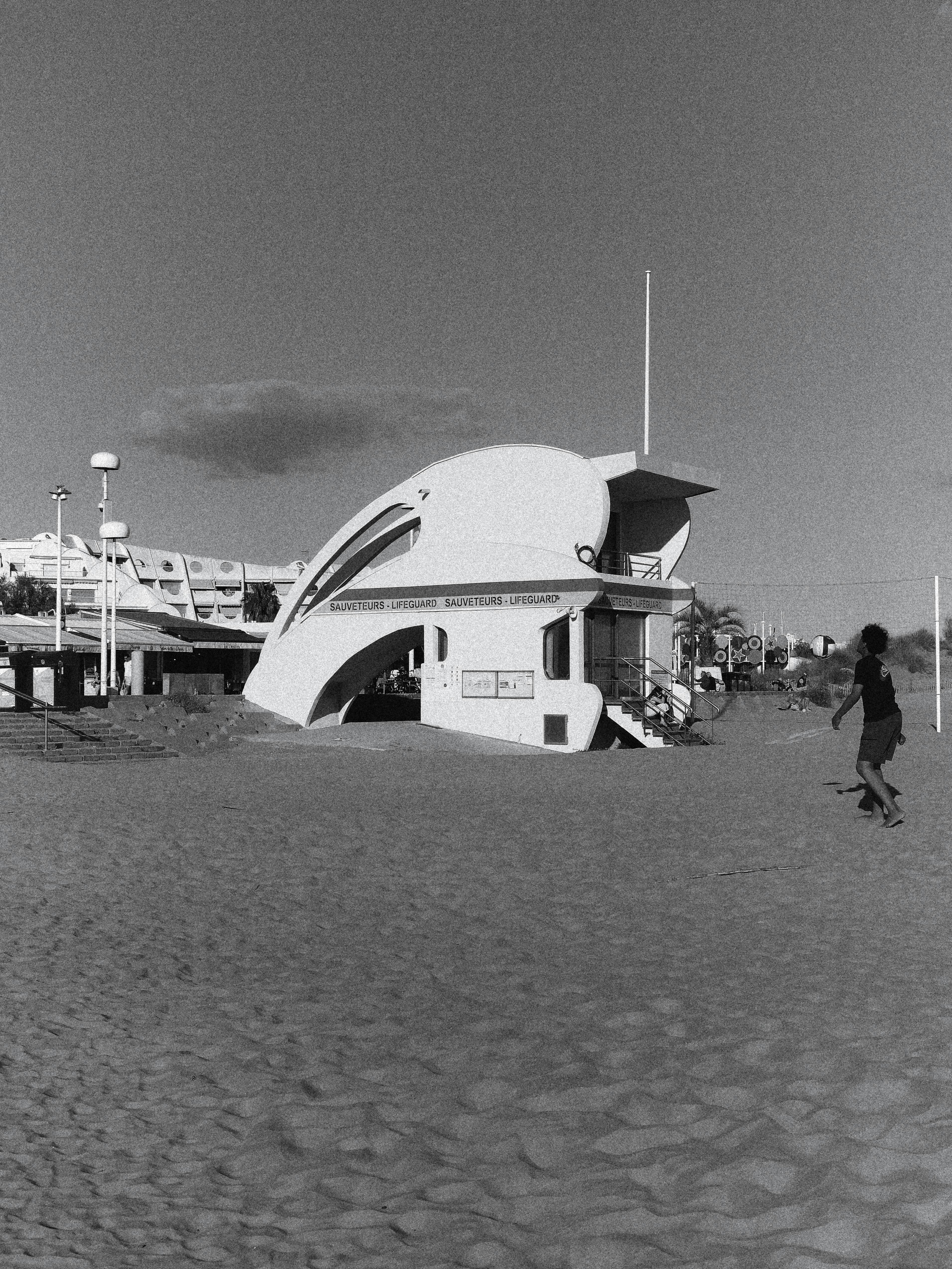 Modern Lifeguard Tower on Sandy Beach · Free Stock Photo