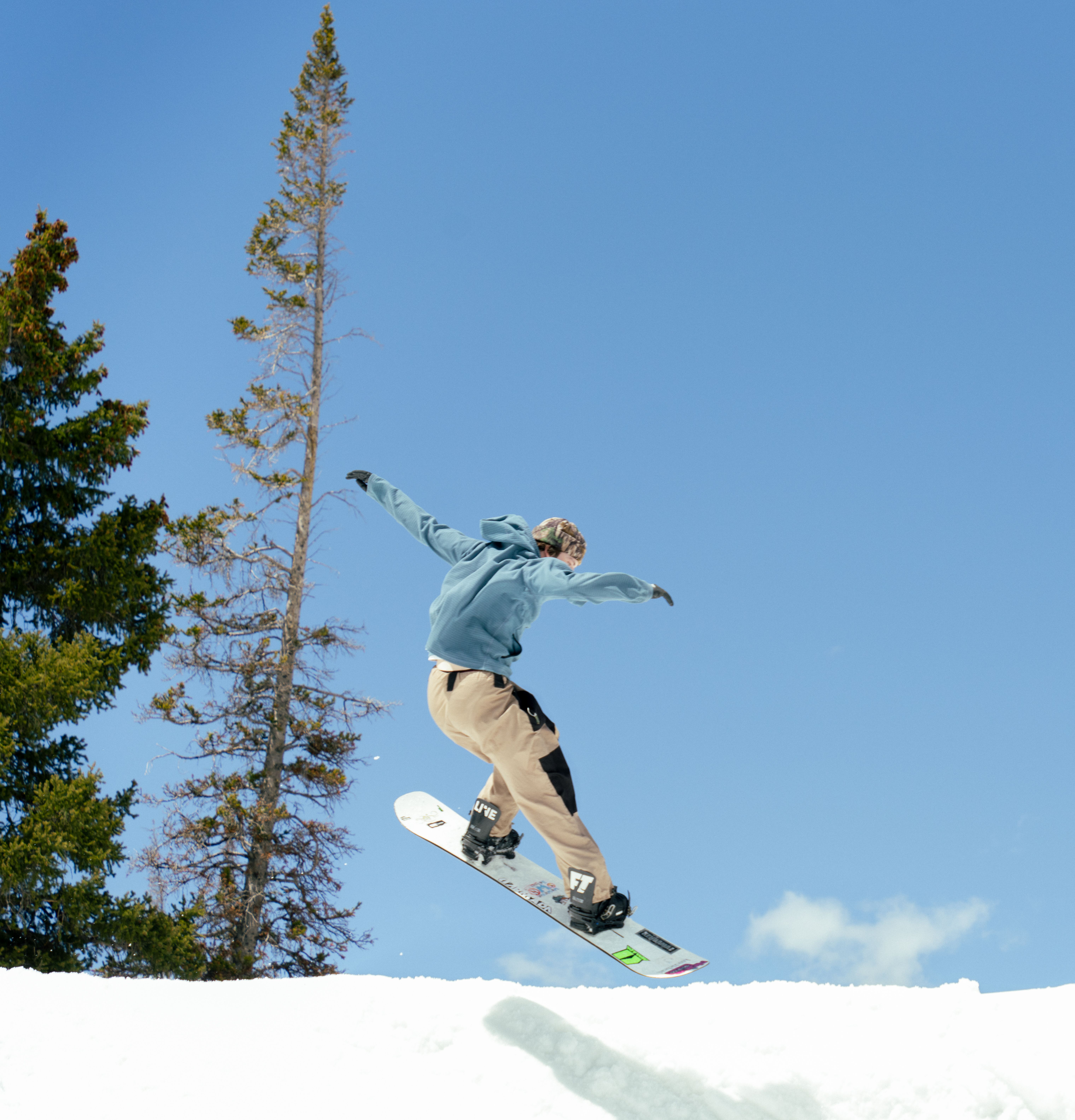 Dynamic Snowboard Jump at Brighton Resort · Free Stock Photo
