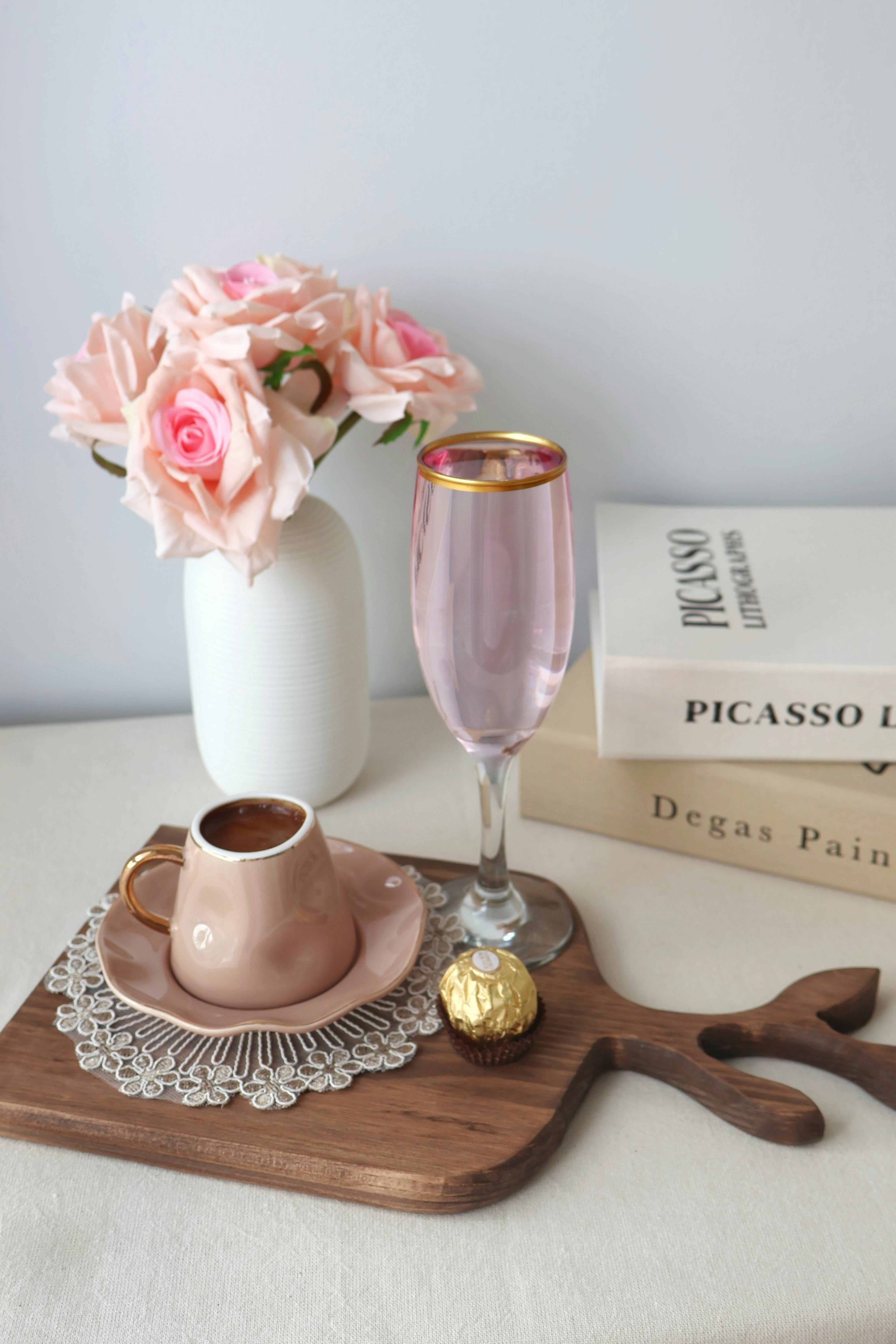 Pics Of Books Photos, Download The BEST Free Pics Of Books Stock Photos ...