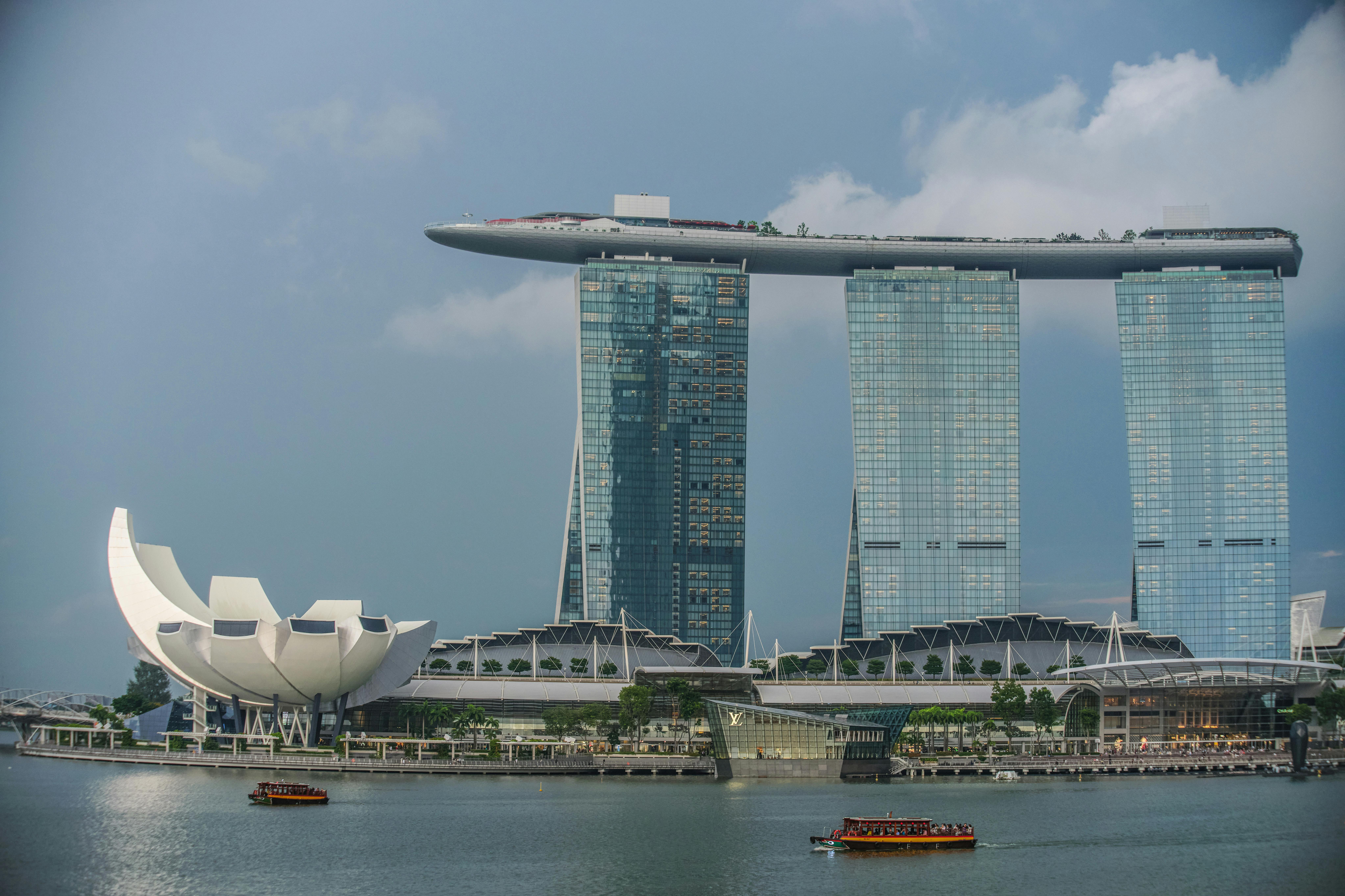 Ảnh có sẵn miễn phí về ba tòa tháp, ban ngày, bảo tàng khoa học nghệ ...